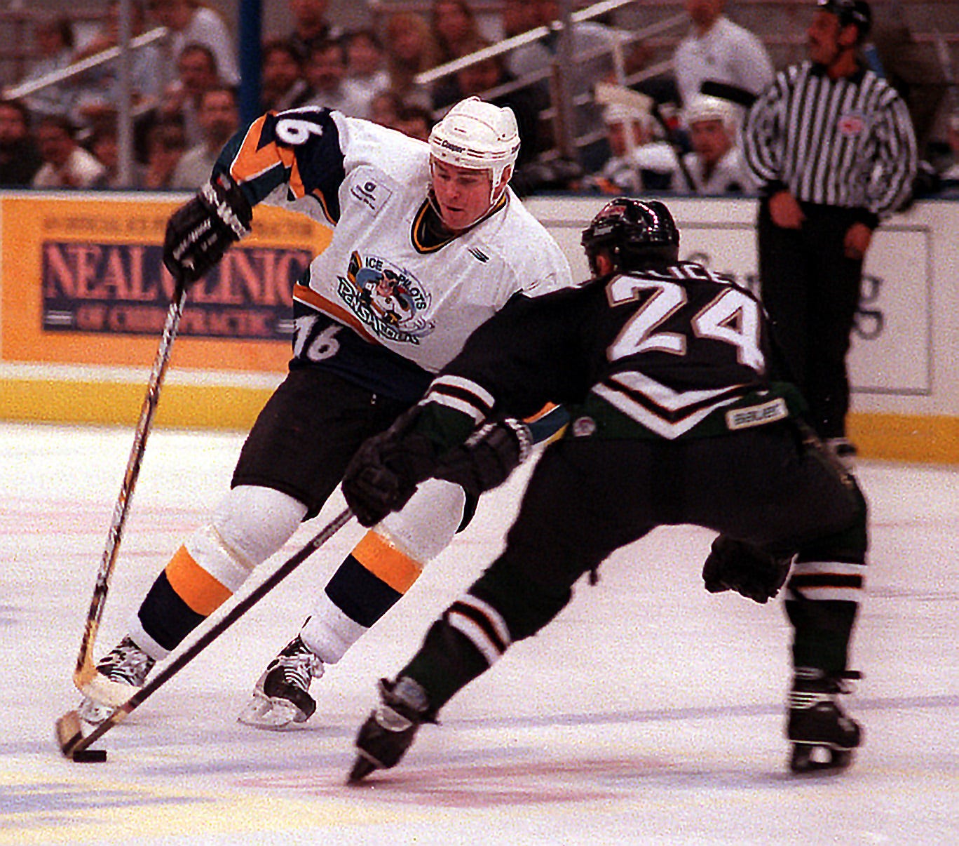 Pensacola Ice Flyers honoring legacy of Ice Pilots in special tribute game