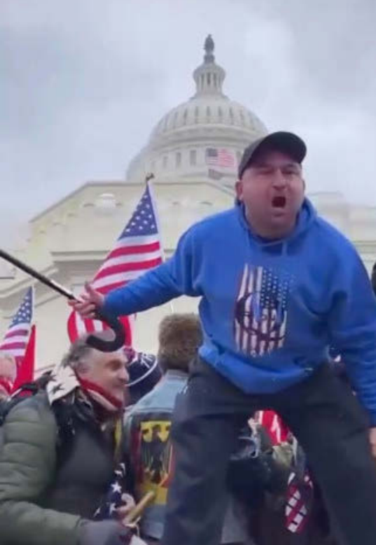 Accused Capitol attackers sent Trump, Republicans campaign cash