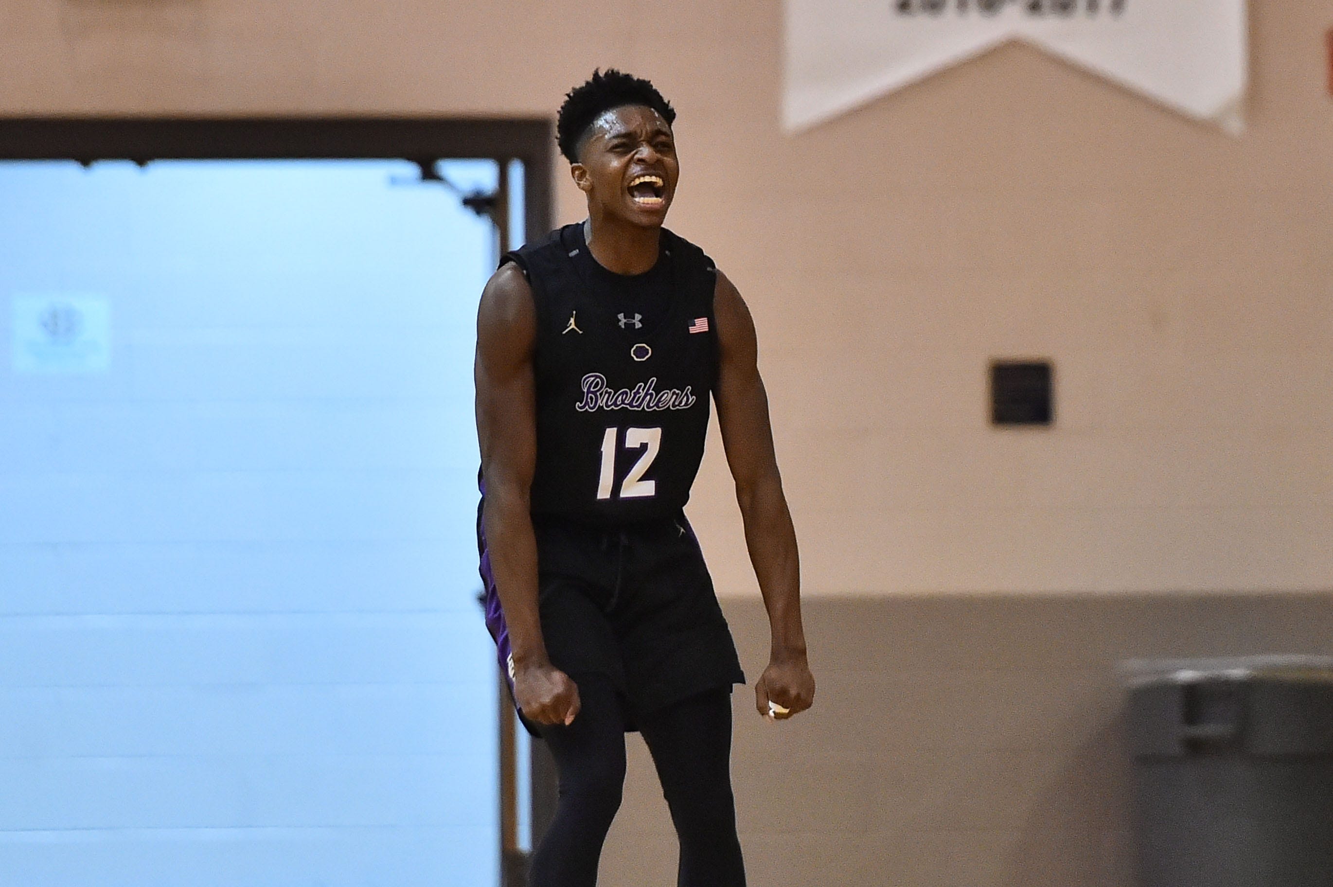 Memphis basketball recruiting: Chandler Jackson has Tigers, Kansas in ...