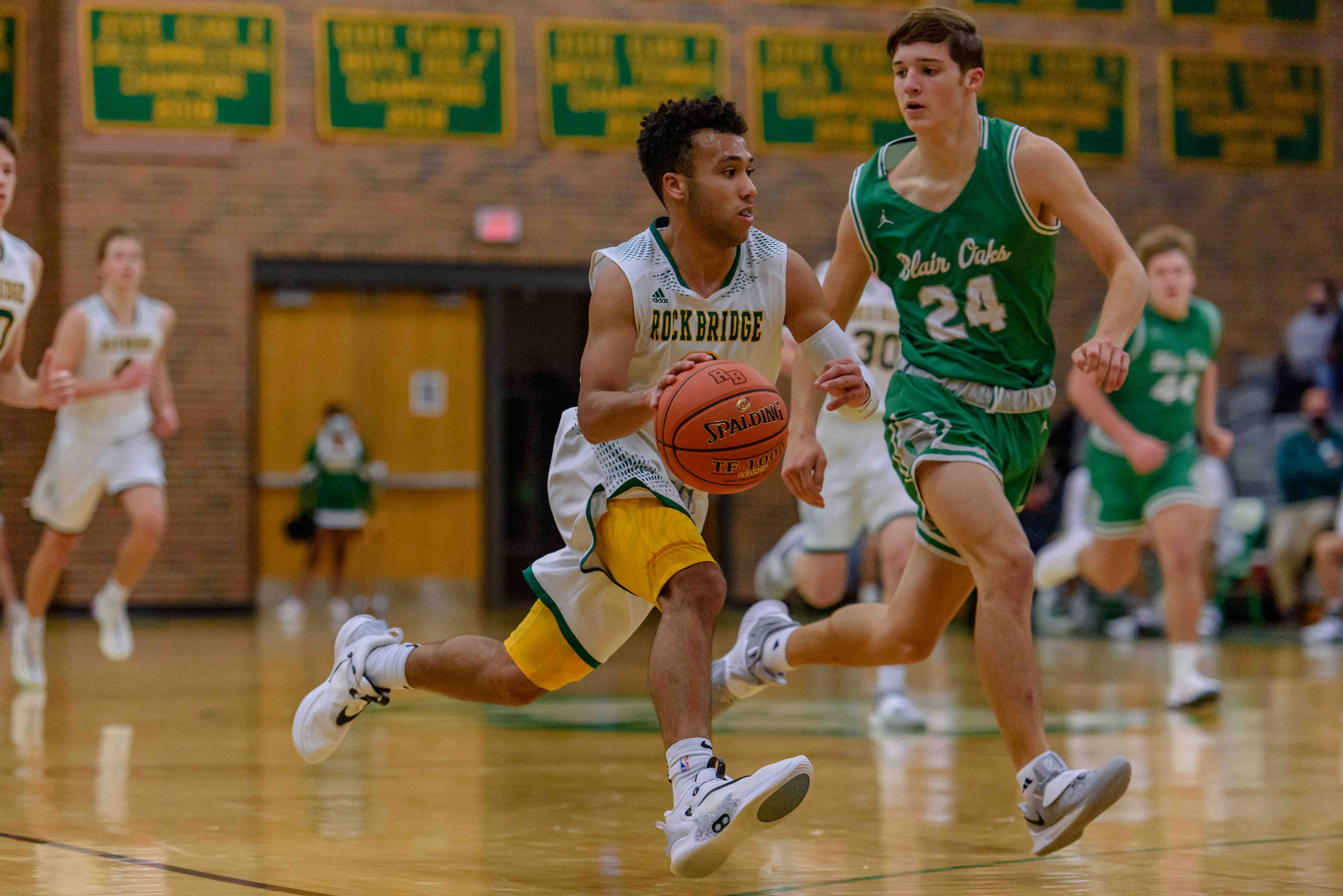 Rock Bridge basketball star Xavier Sykes to play for Pittsburg State