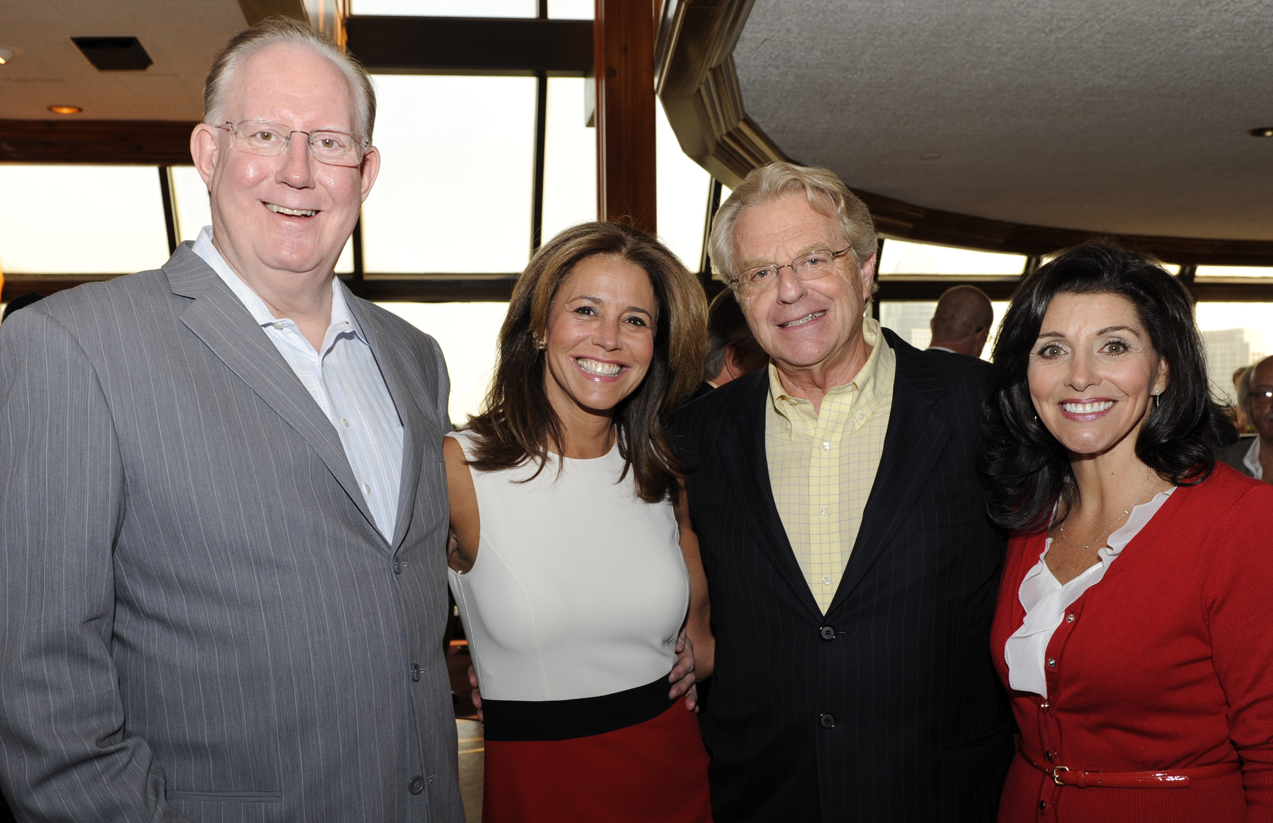 Pat Barry, long-time Cincinnati DJ, weather anchor dies at 69