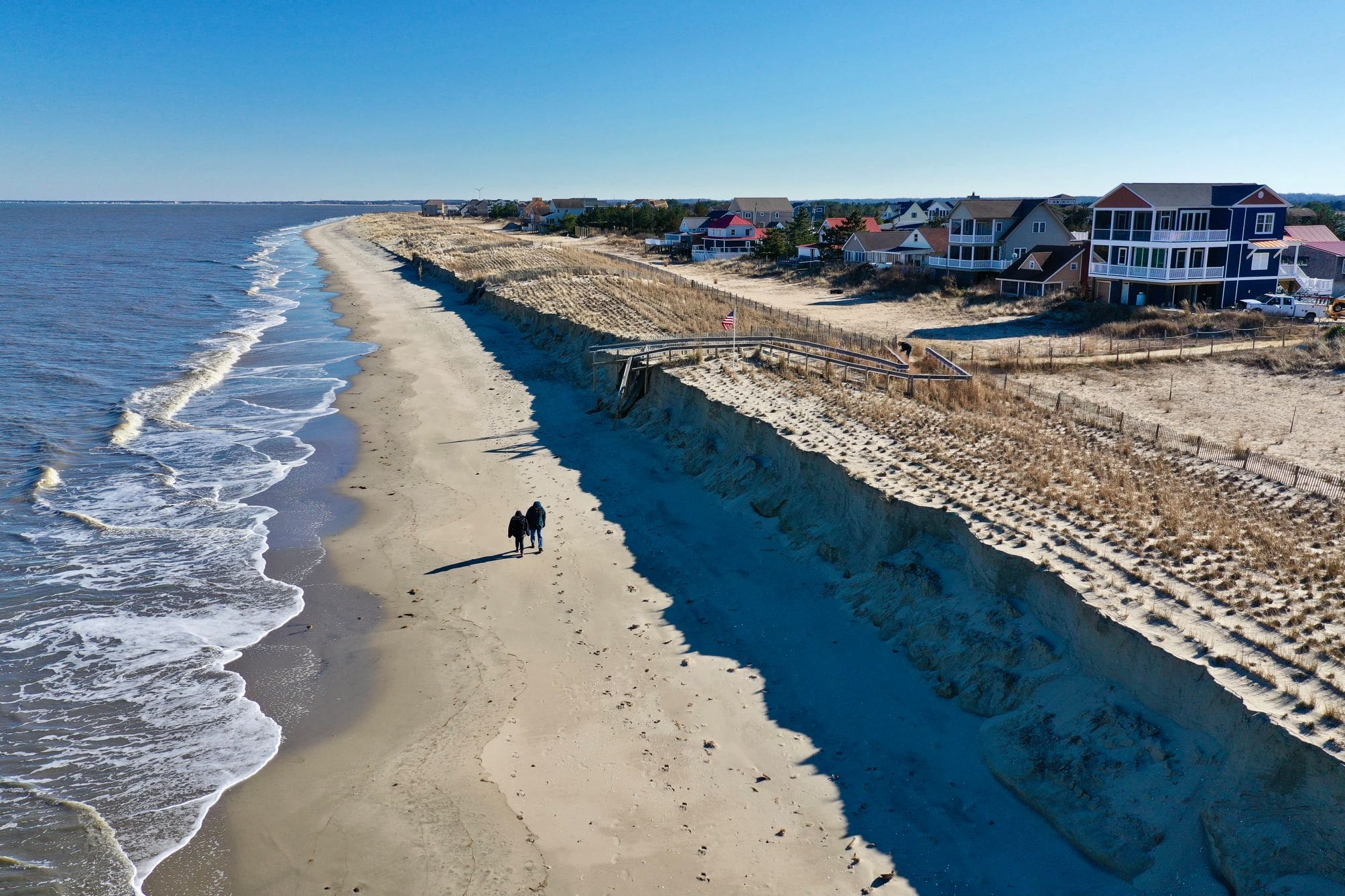 Delaware beaches: Dramatic sand cliffs, flooding left by nor'easter