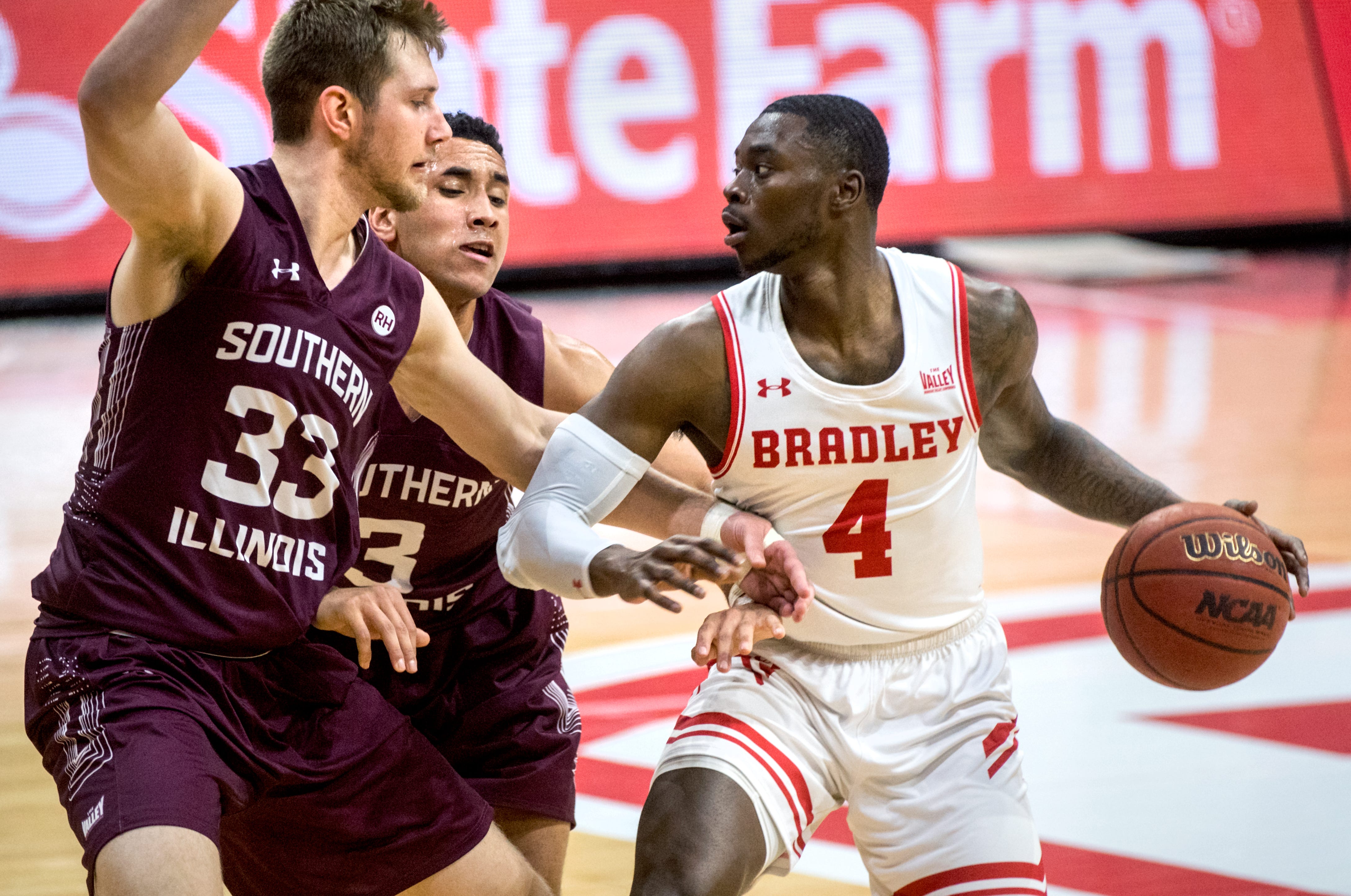NCAA Bradley: 14 questions with men's basketball Terry Nolan Jr.