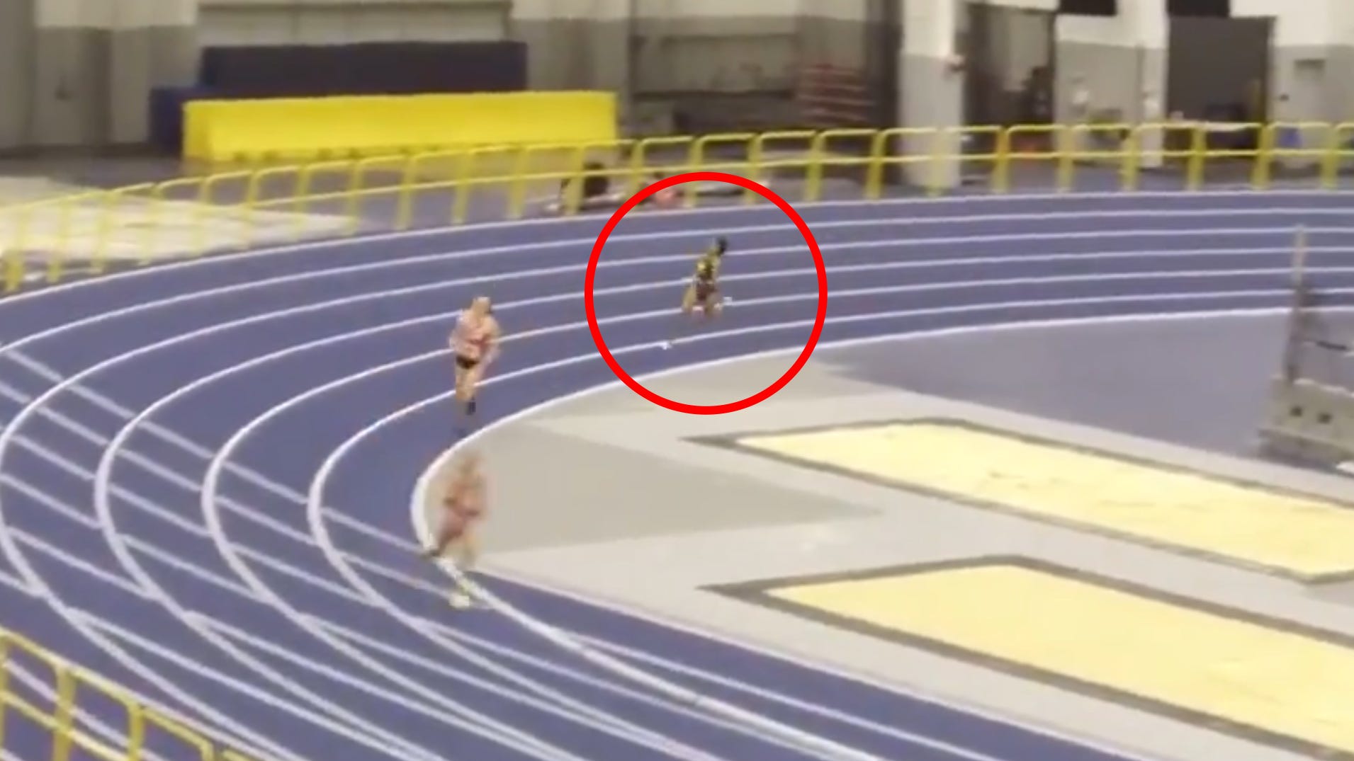 Runner makes stunning comeback from last place Runner makes stunning comeback from last place
