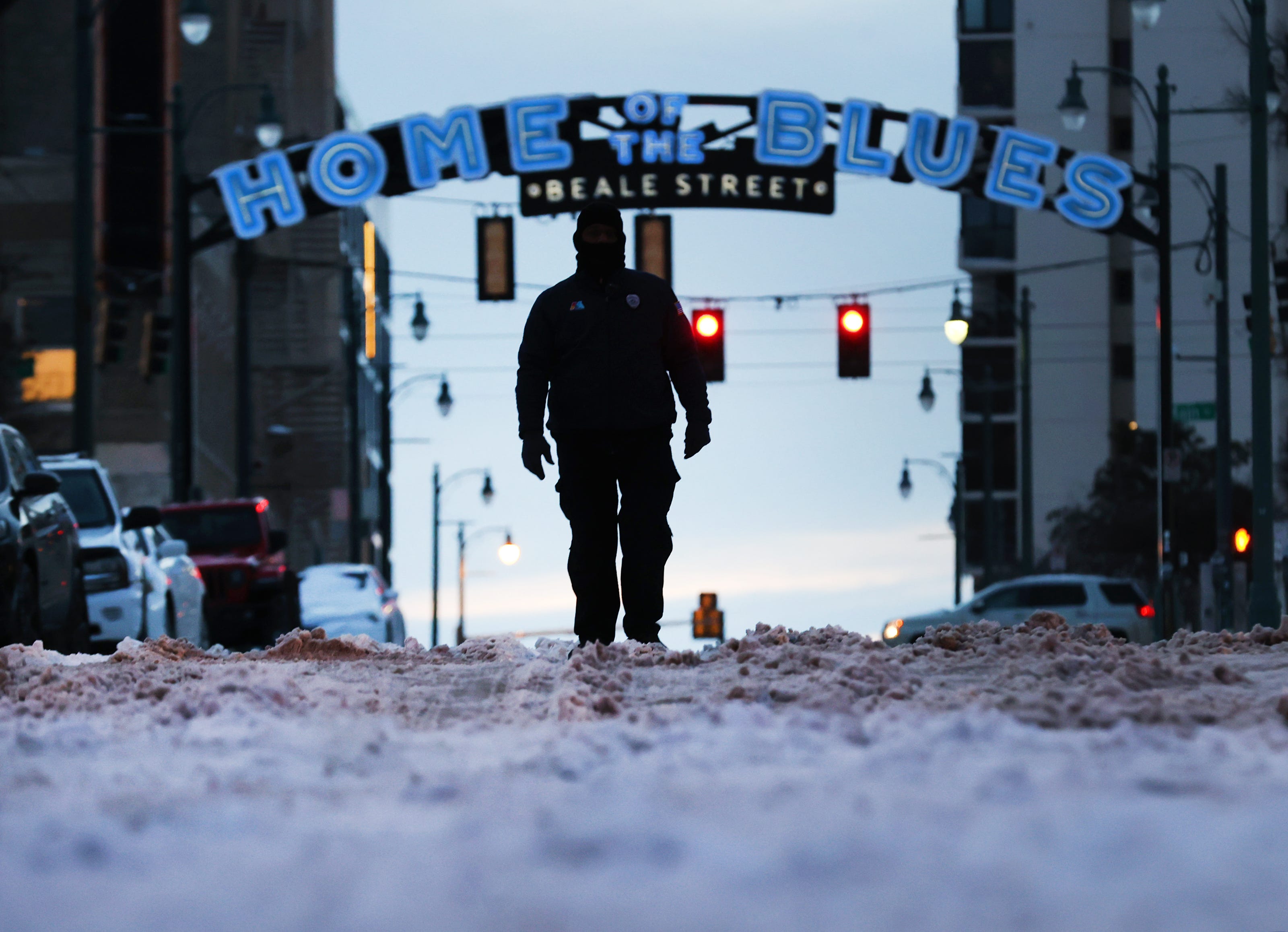 How much snow did Memphis, Mid-South get