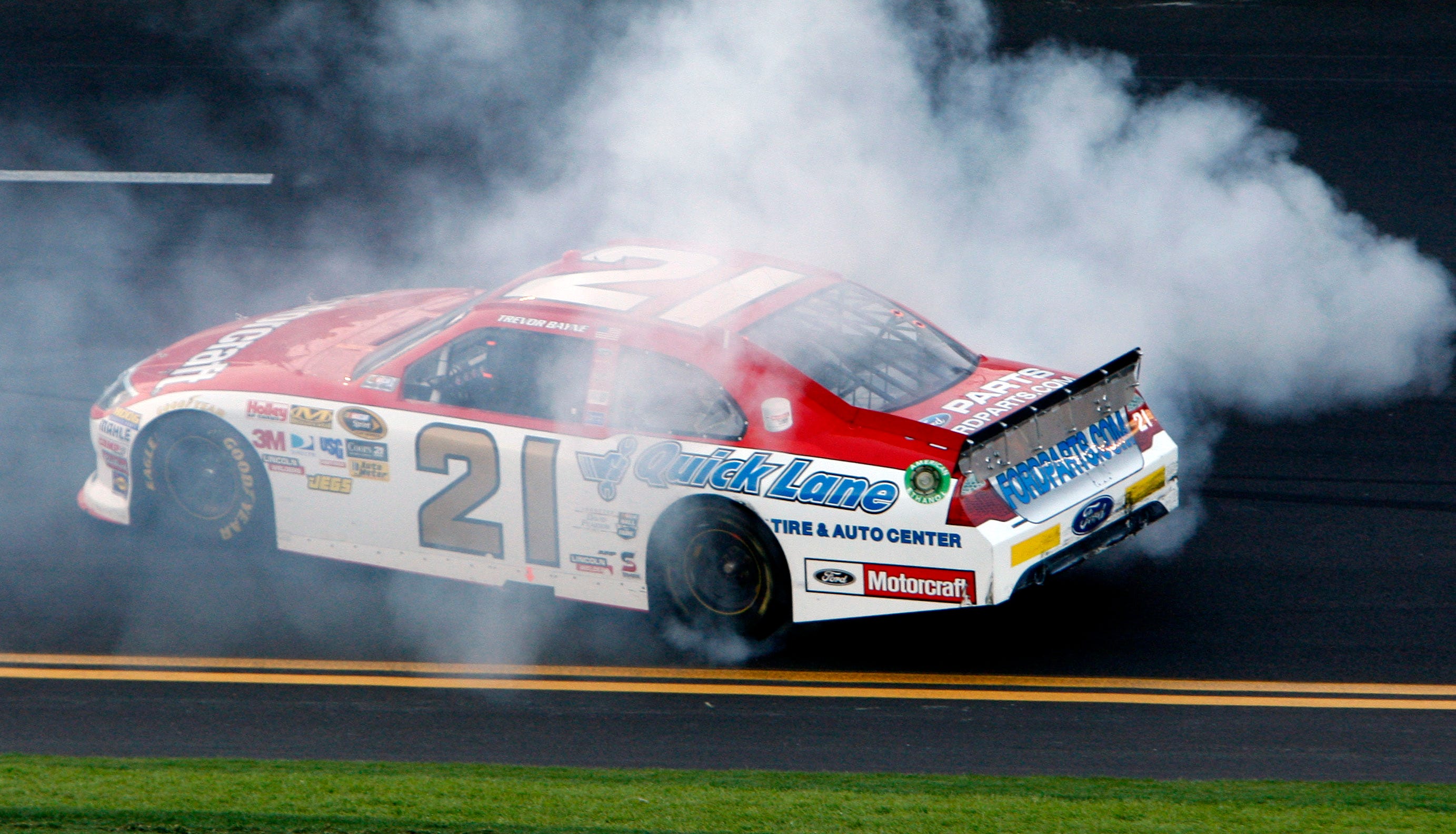 Daytona 500 winner Trevor Bayne to race for Joe Gibbs Racing in 2022