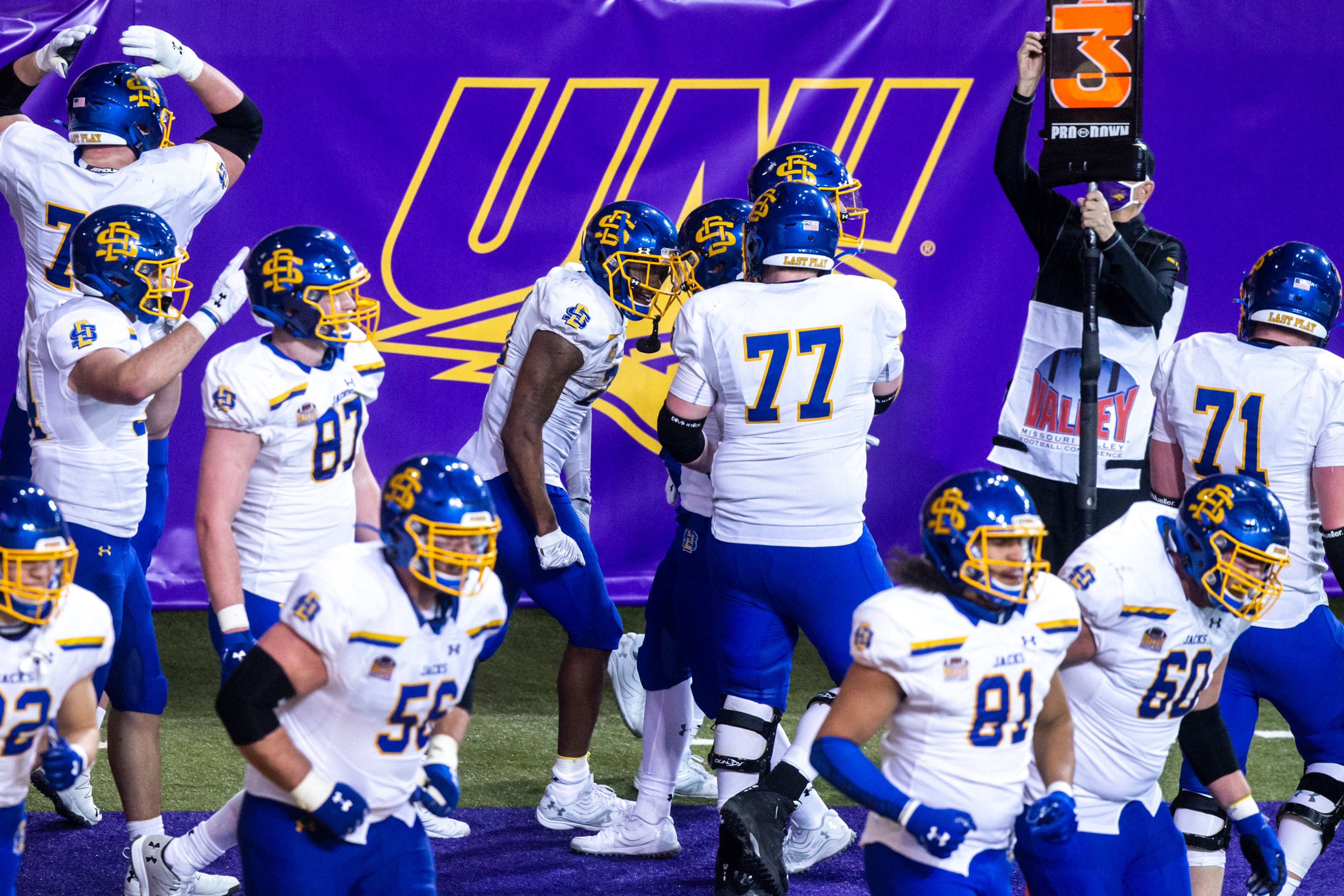UNI football: Panthers coach Mark Farley receives contract extension