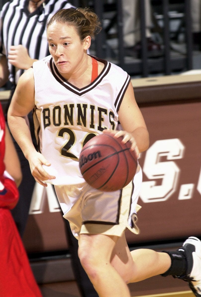 Stefanie Collins: Odessa-Montour star, UK pro basketball player