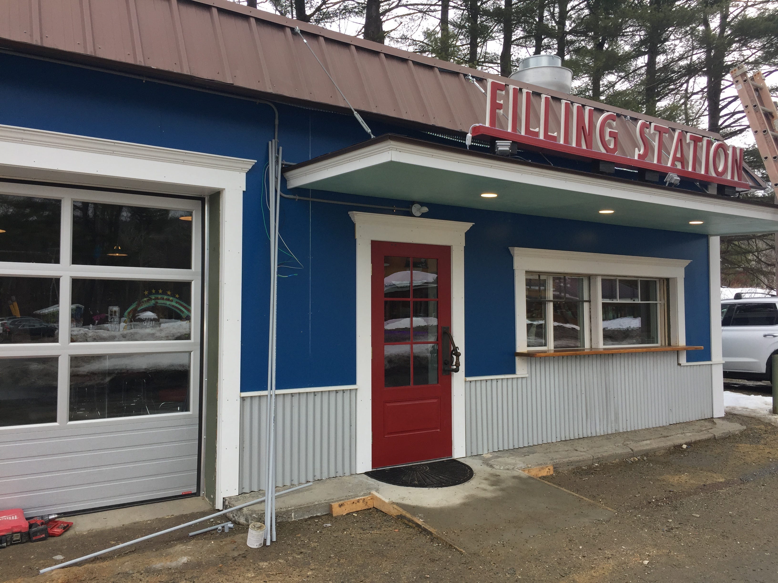 New Filling Station restaurant in Middlesex serves burgers, sushi