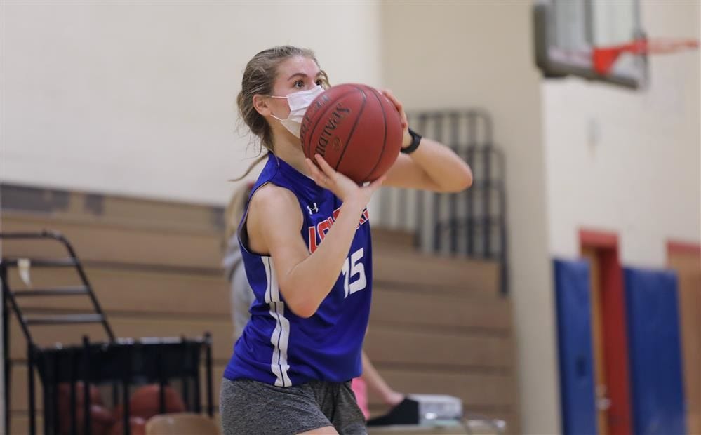 Cara Walker plays multiple sports at once due to pandemic schedules