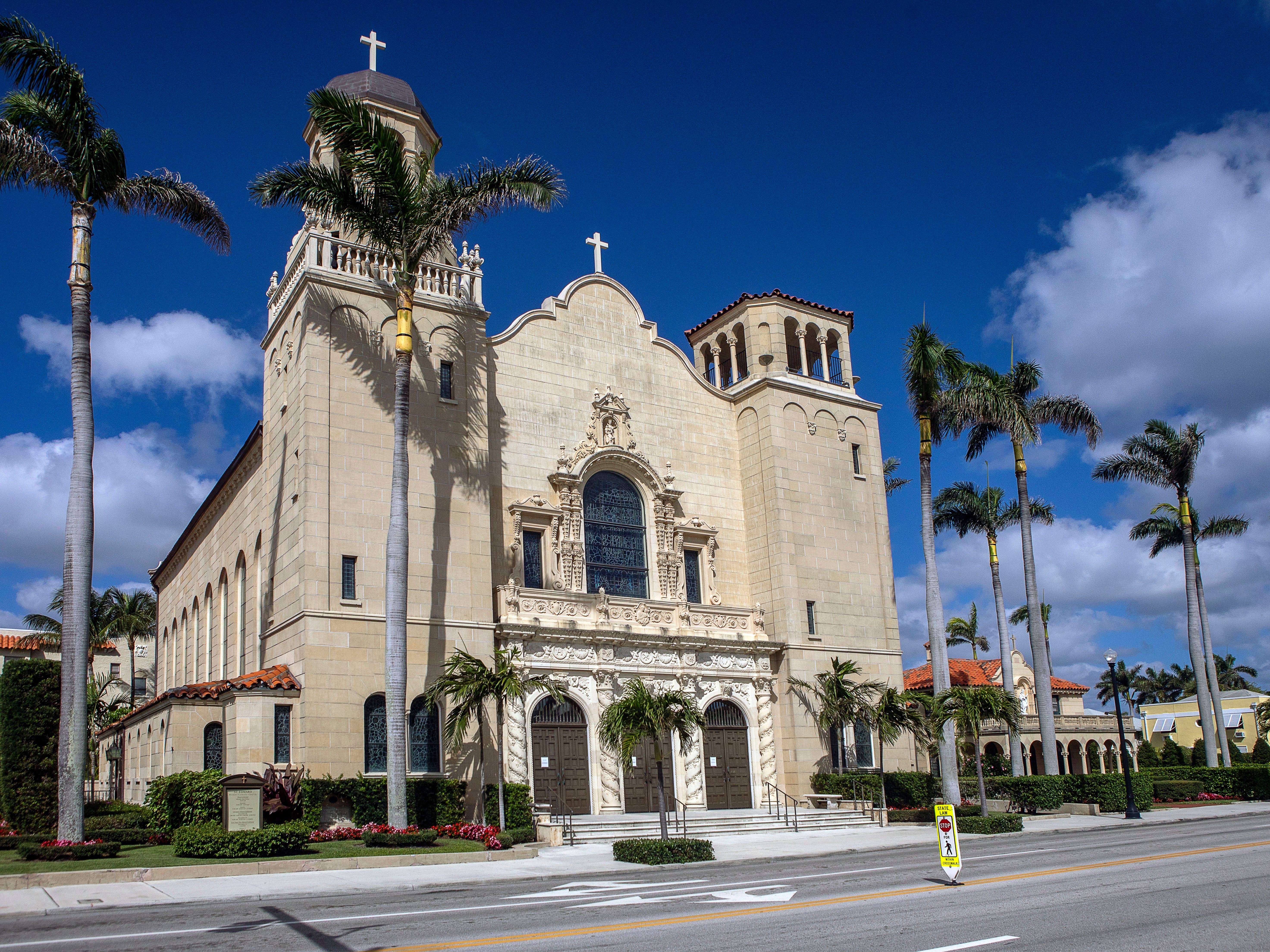 how the past and present merge in Palm Beach