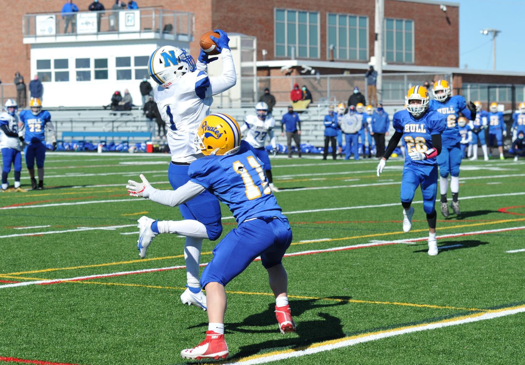 Norwell High football defeats Hull in double overtime