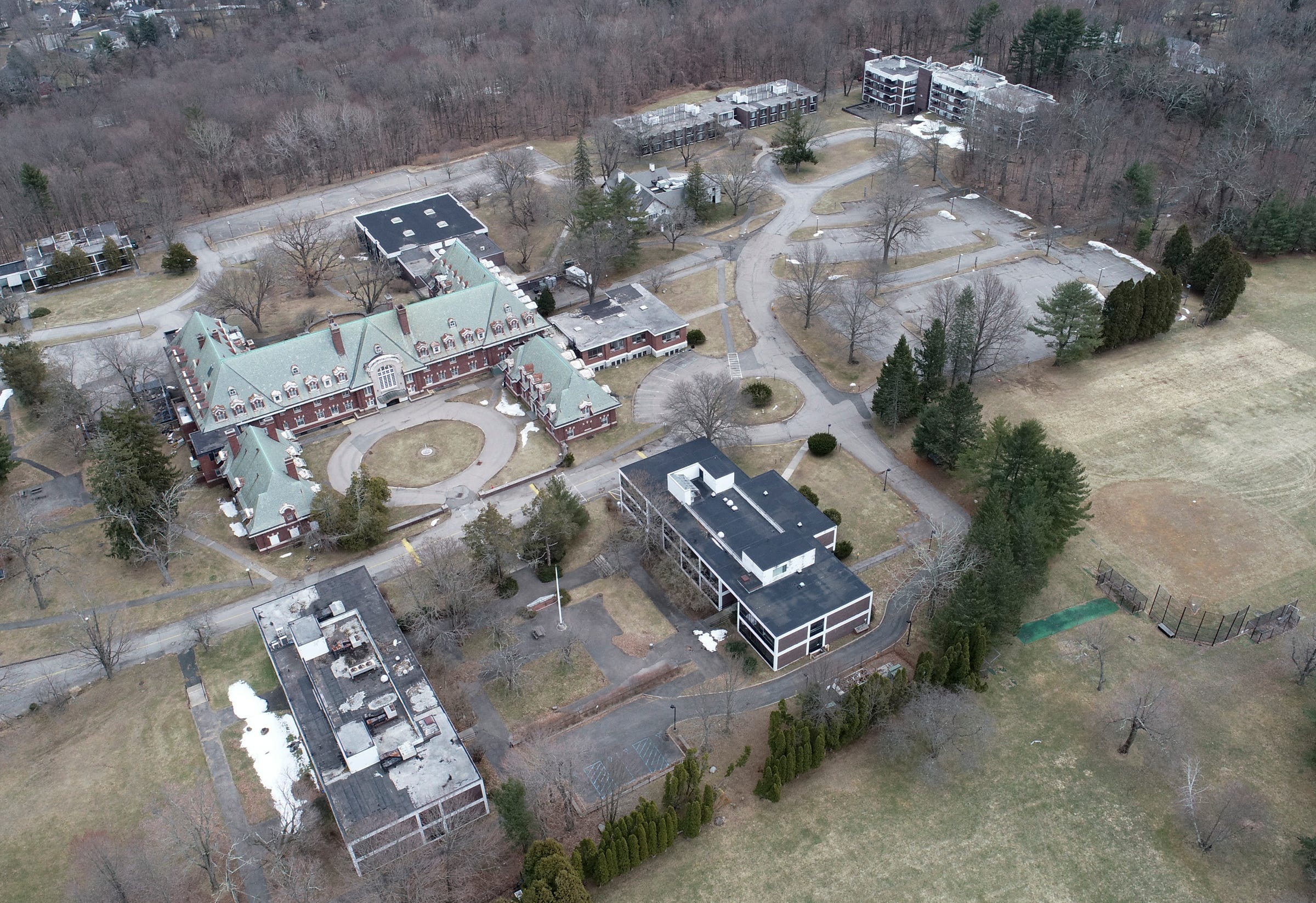 Former Pace Briarcliff campus plans include dormitory school