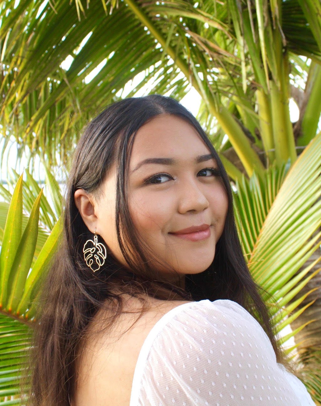 Bank of Guam’s LIFE Scholarship winners are Celia Anderson, Hunter ...
