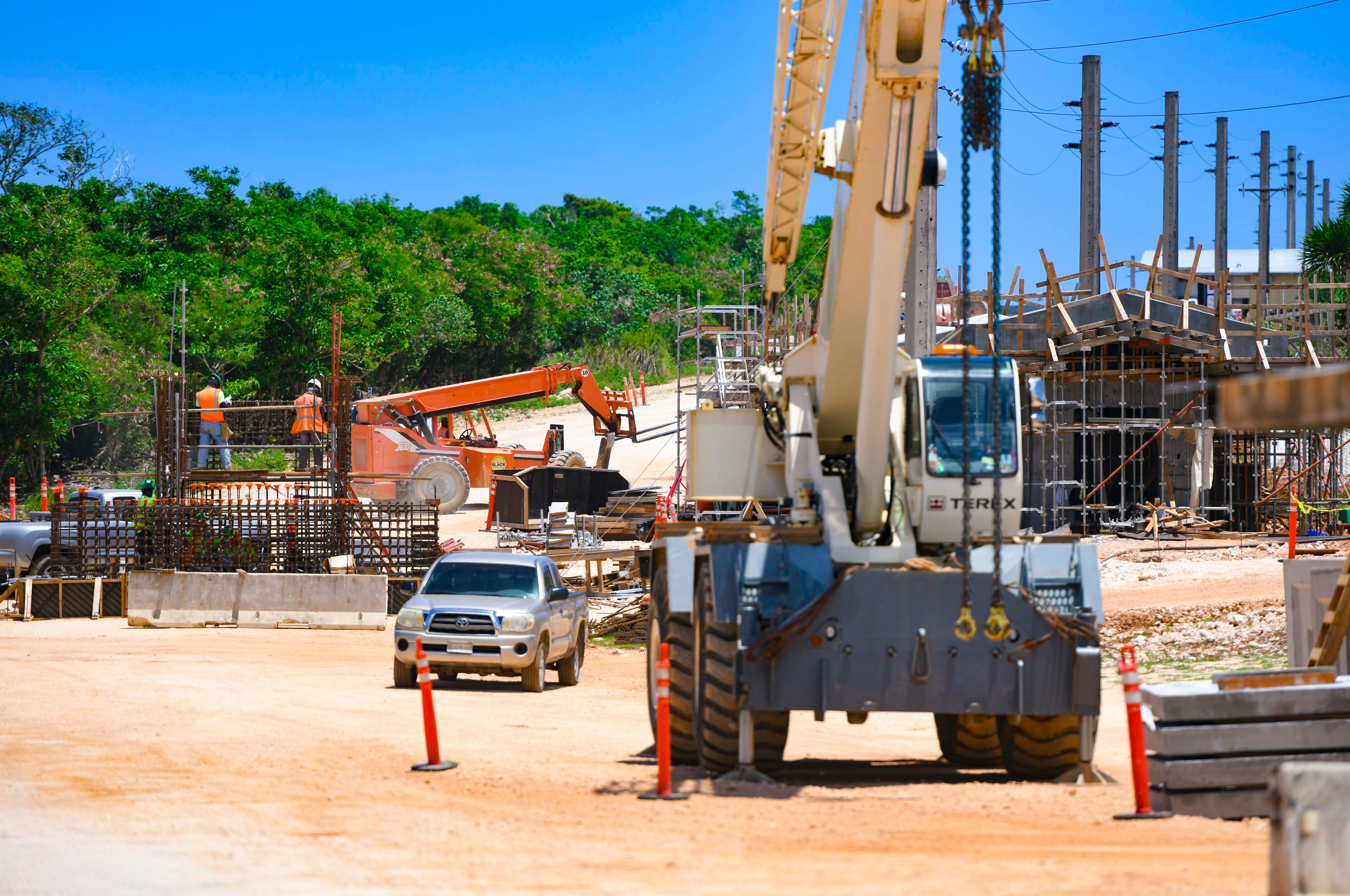 Guam senators get broad support for water protection resolution