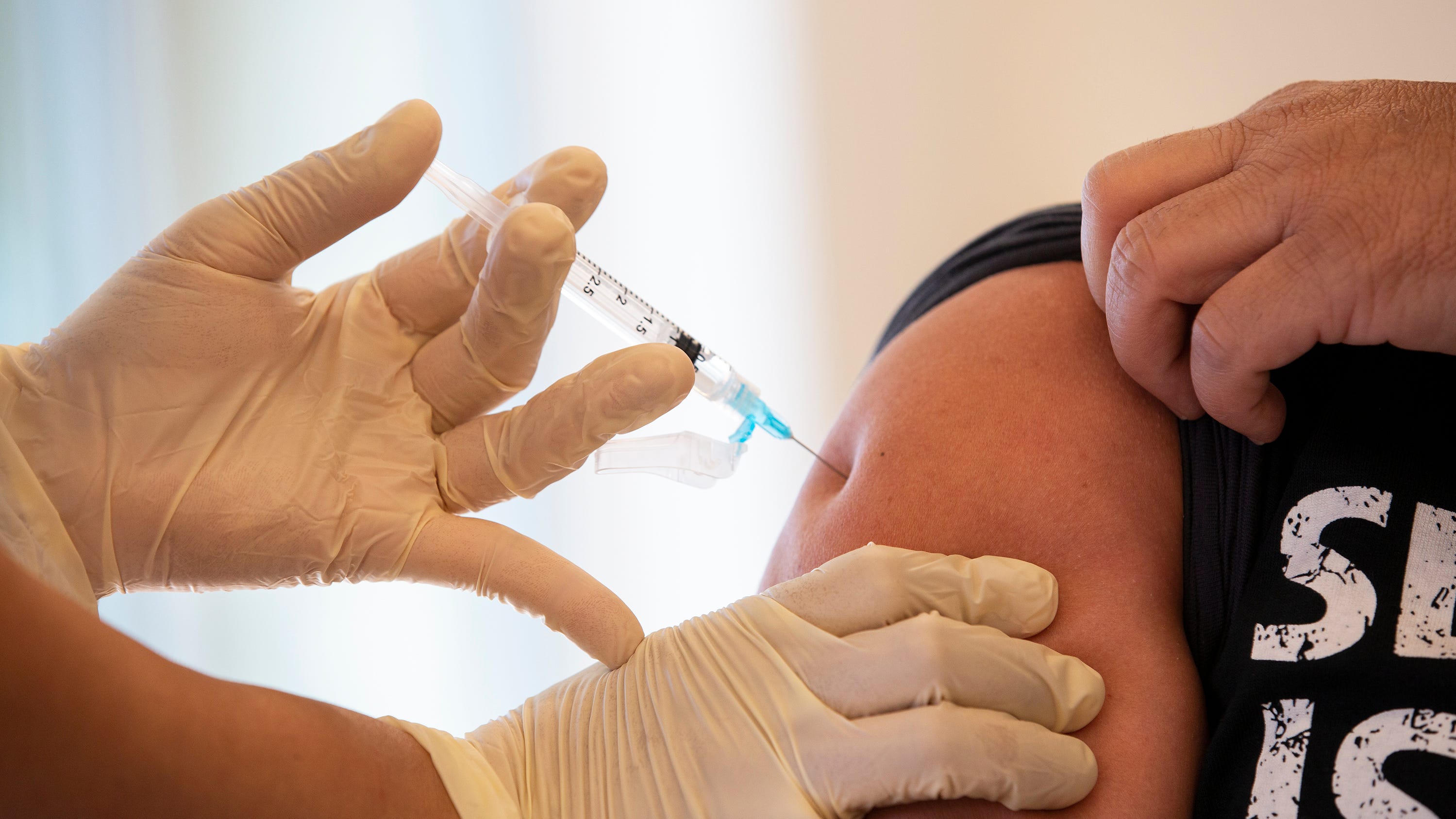 Texas Health Officials Ask Providers To Halt Giving Johnson And Johnson