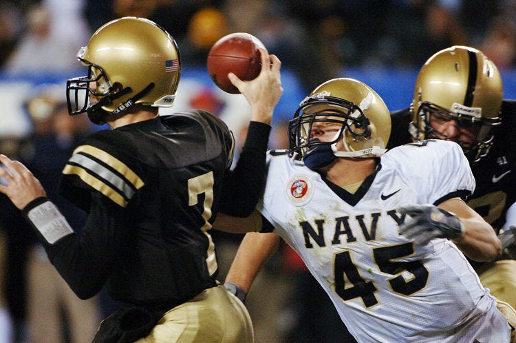 Navy football alum Tyler Tidwell battles ALS with help from Marine buddies