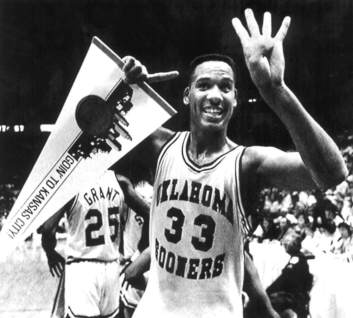 Stacey King's OU basketball career almost derailed in 1987