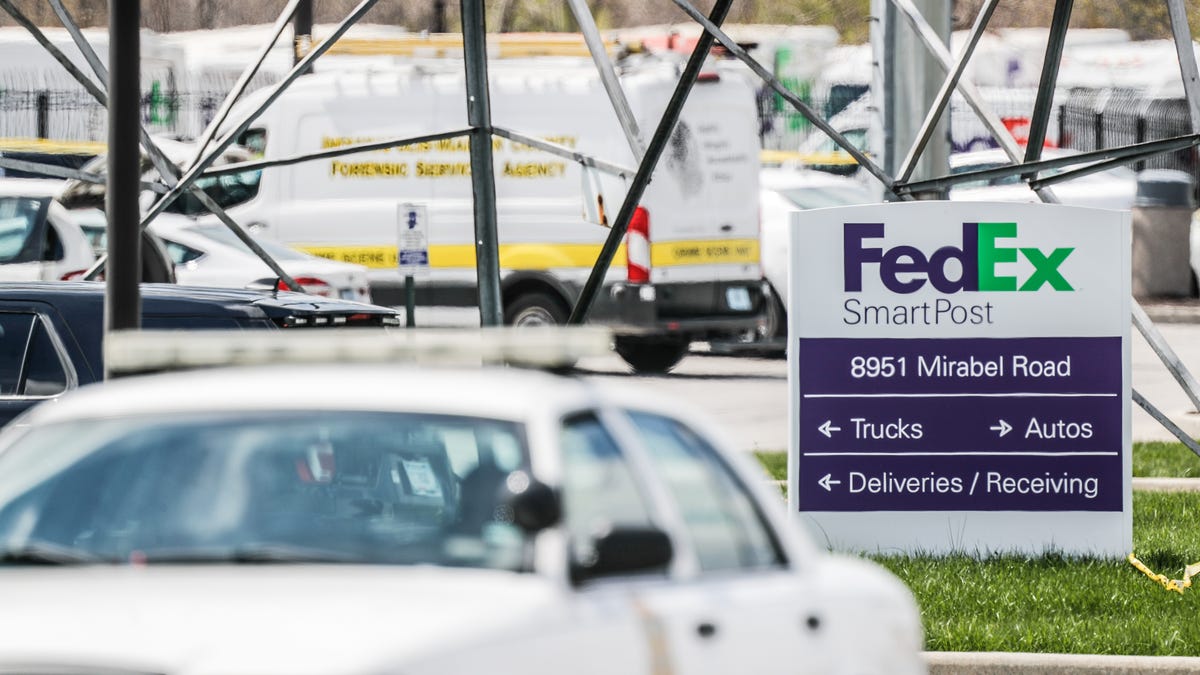 FedEx shooting: Timeline shows killer's encounters with authorities