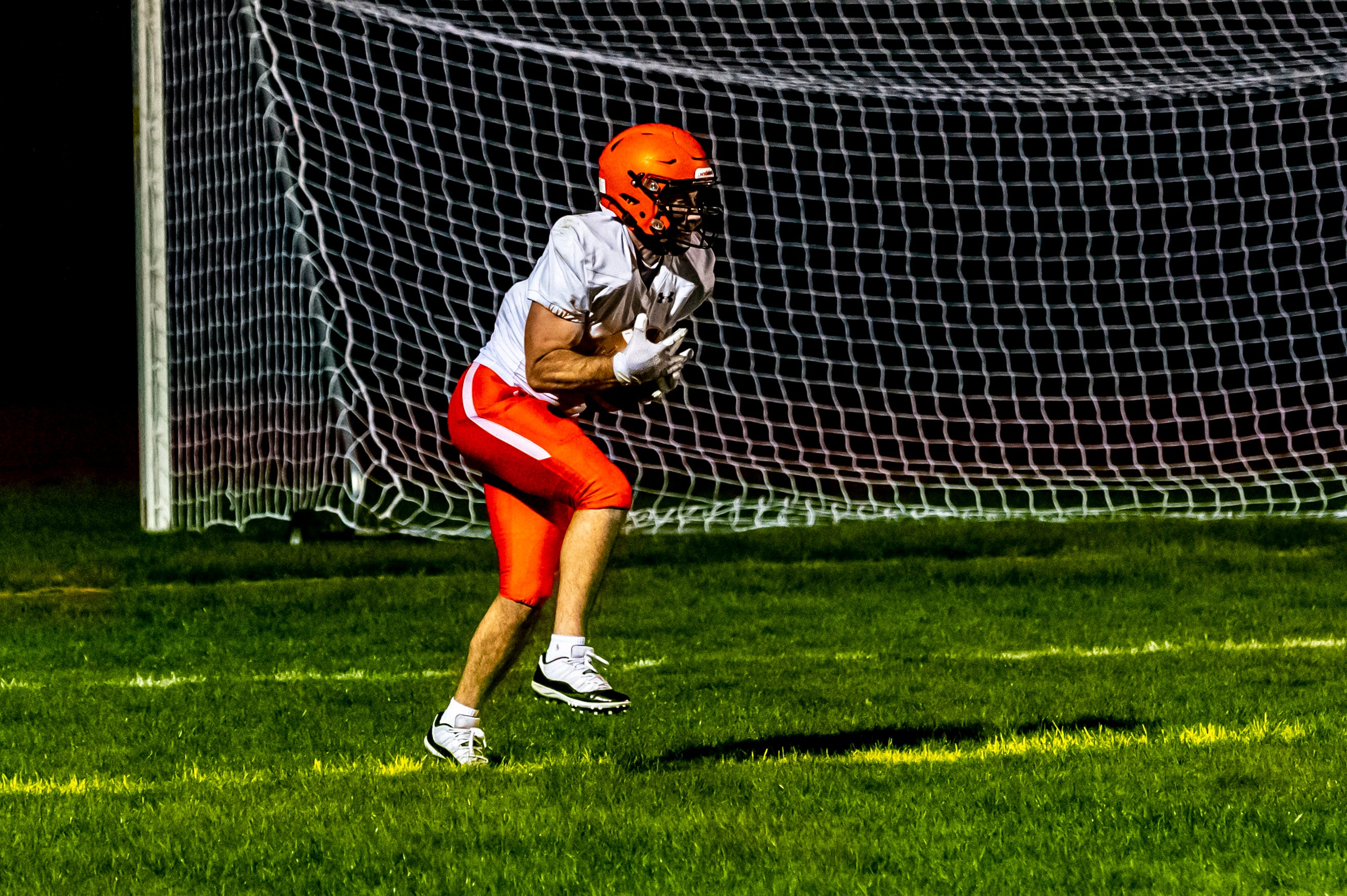 Connor Fahey catches winning TD in final minute to net Middleboro a win