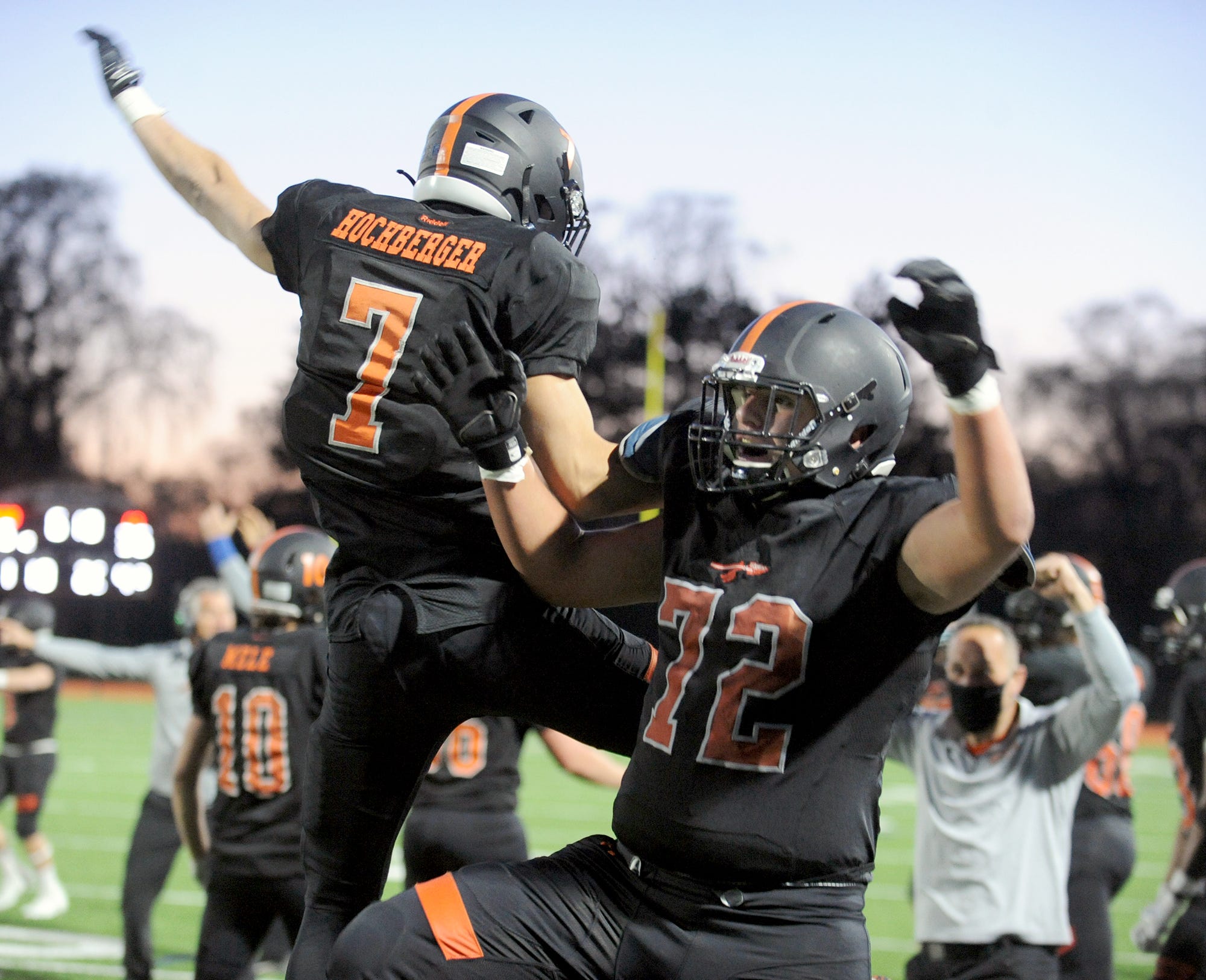 Wayland football comes from behind to defeat Holliston in Fall II ...