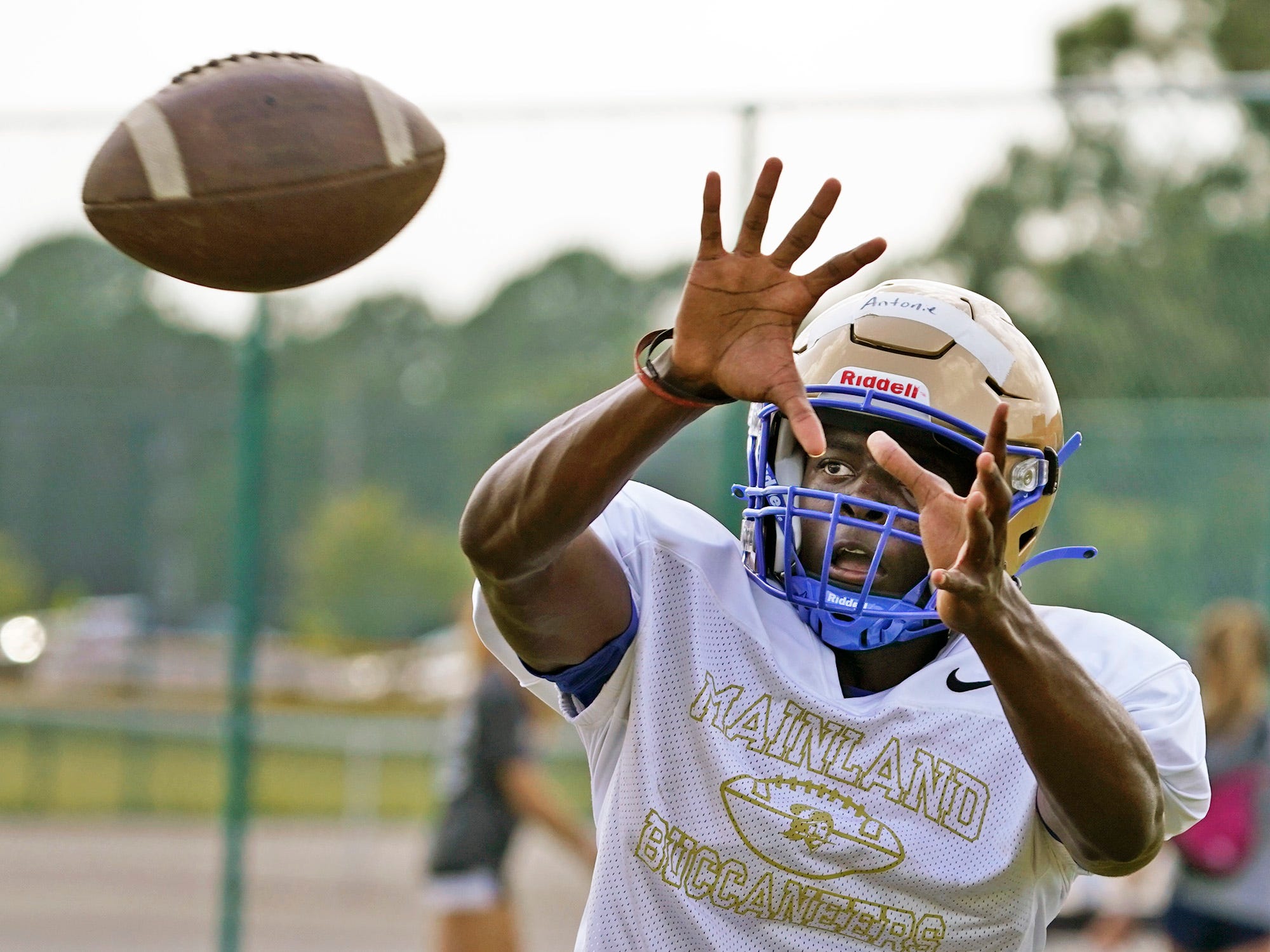 Mainland high school football: Travis Roland returns