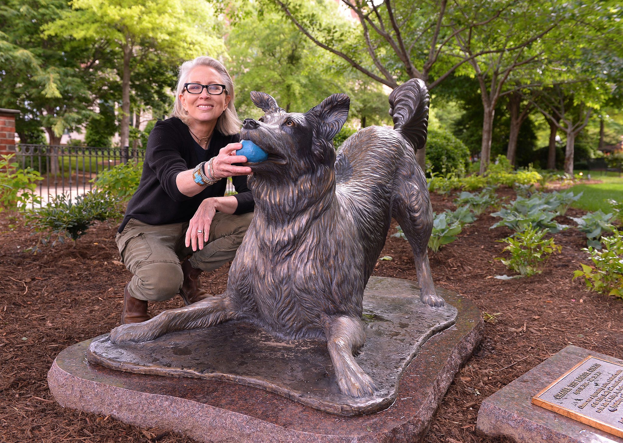 Statue of Chaser, world's smartest dog, unveiled in Spartanburg SC