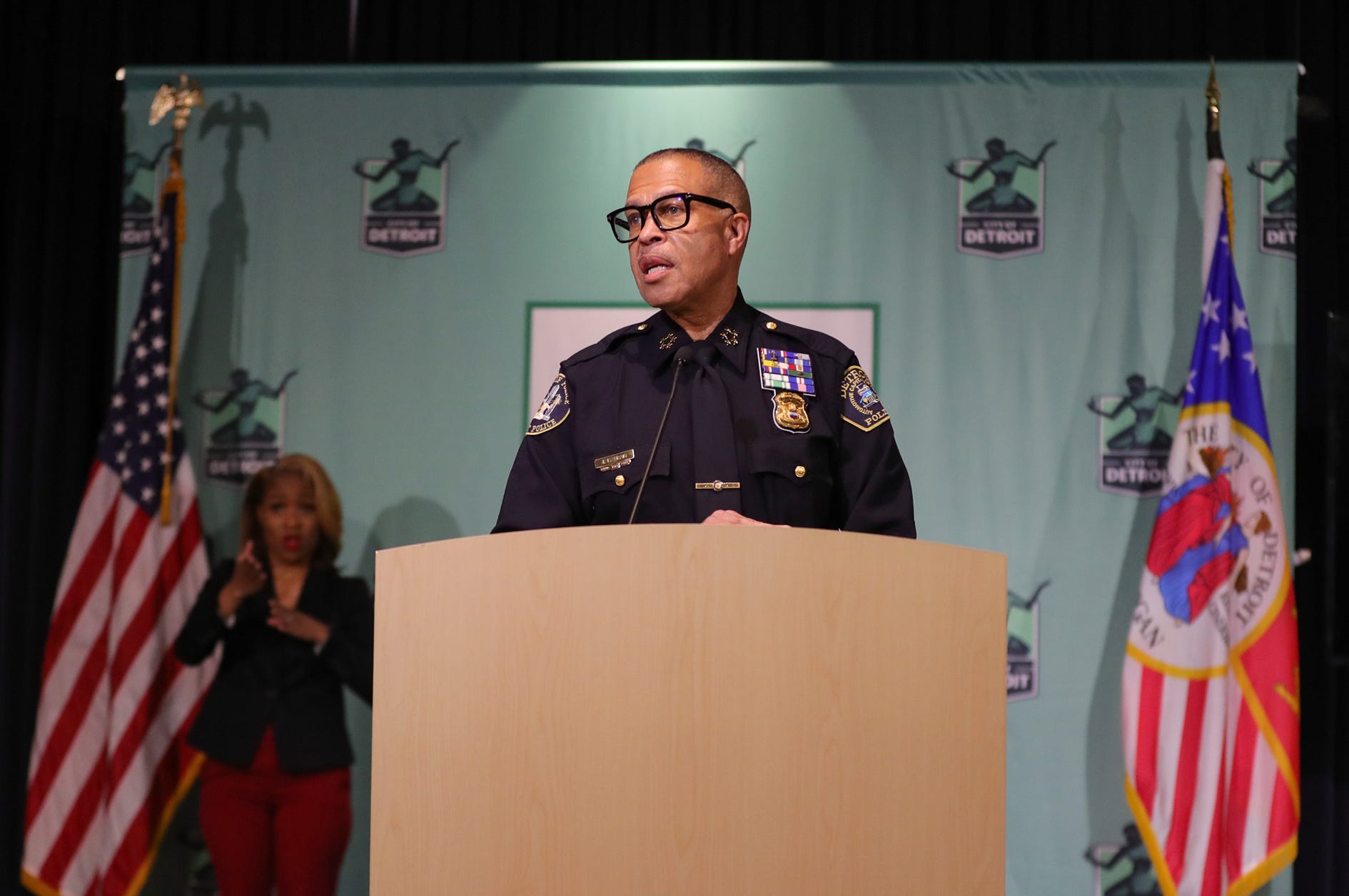 Detroit Police Chief James Craig to retire, mum on bid for governor