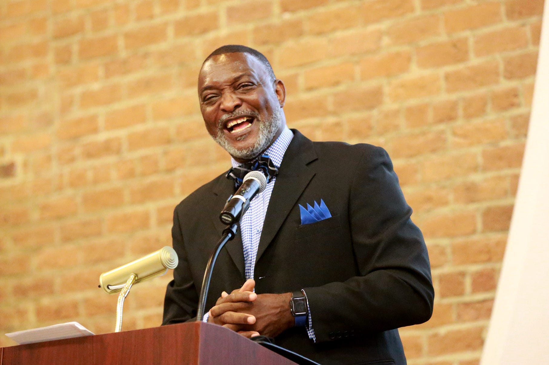 Savannah High School boys basketball coach Tim Jordan honored with award