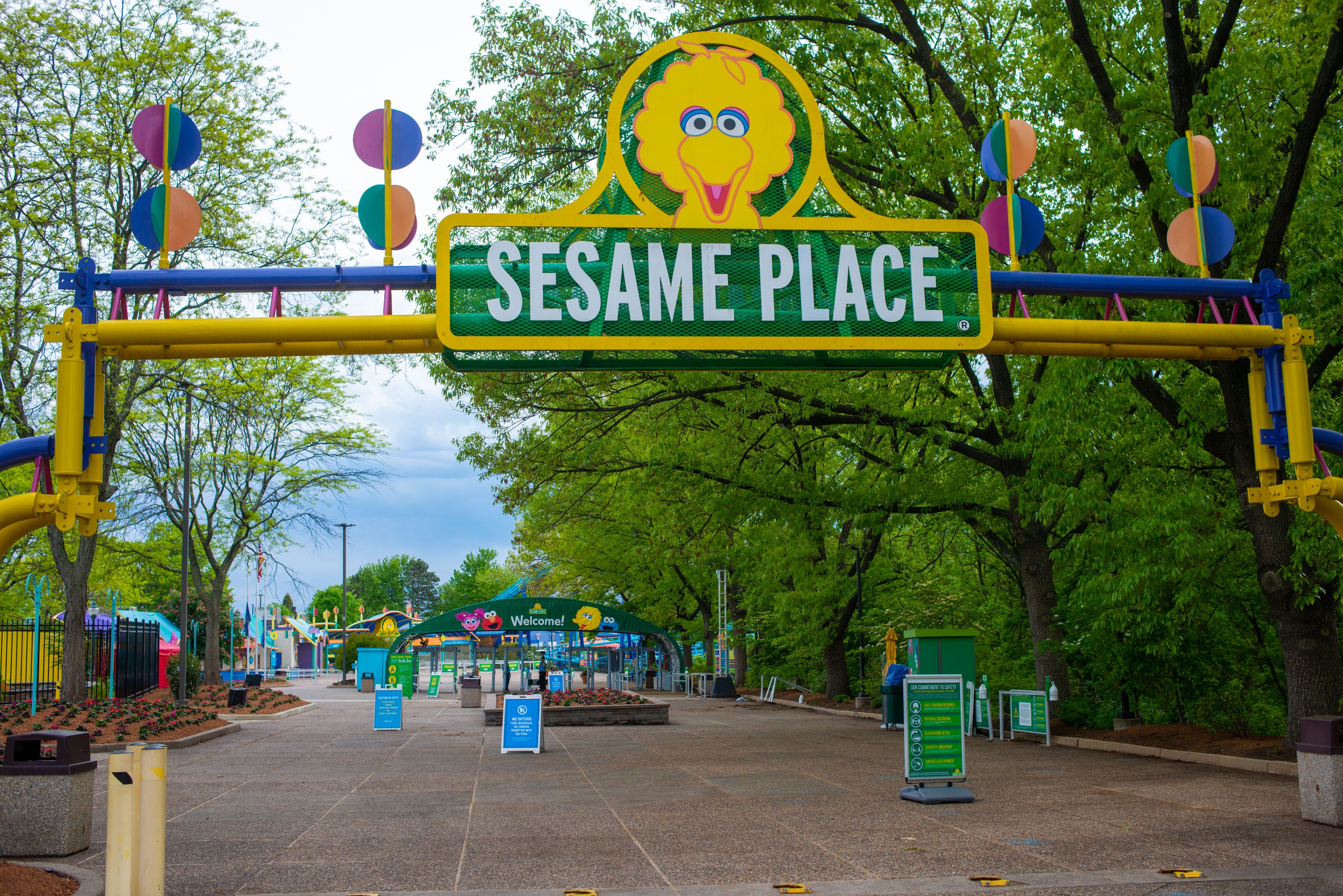 Video of alleged Sesame Place snub of Black girls goes viral