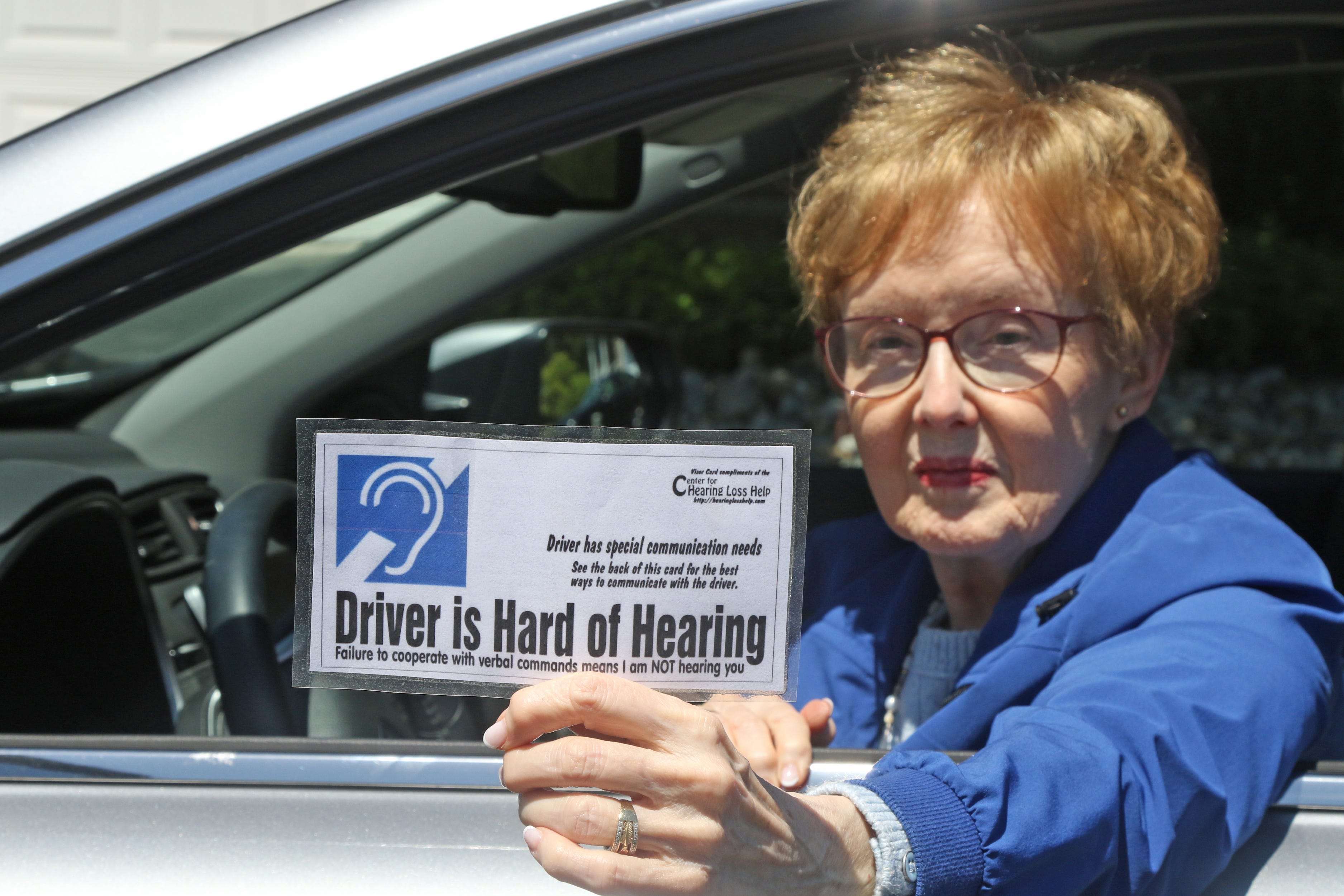 Hard-of-hearing and deaf driver safety when pulled over by NJ police