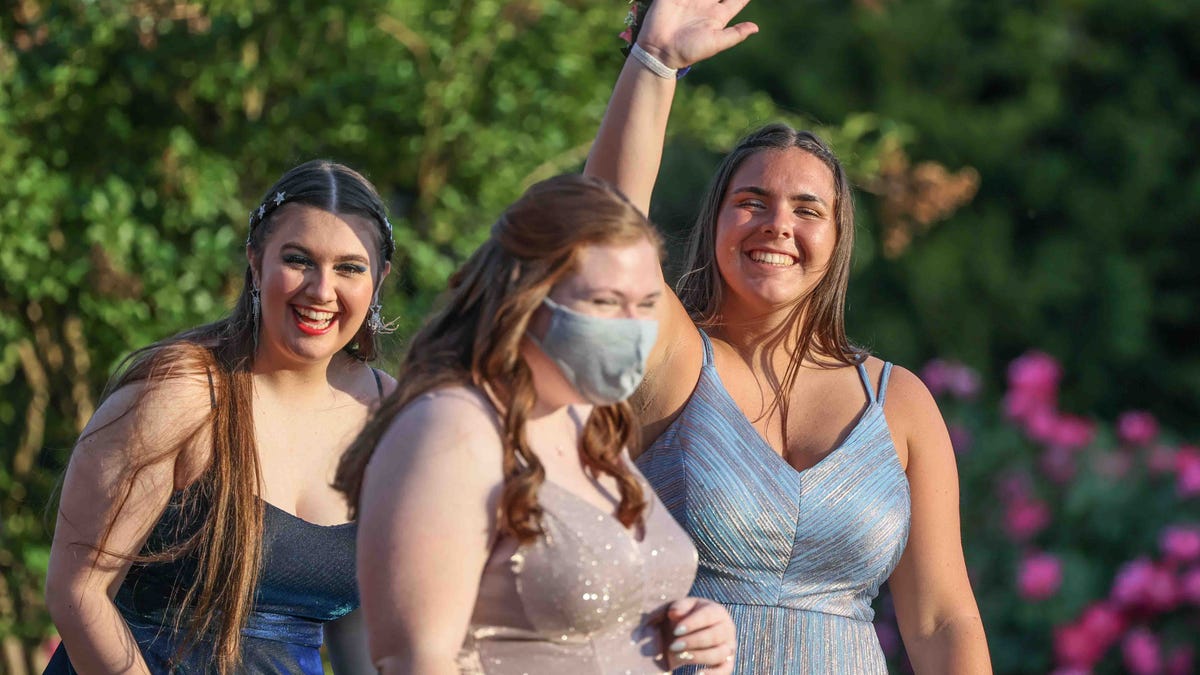 St. Elizabeth High prom 2021