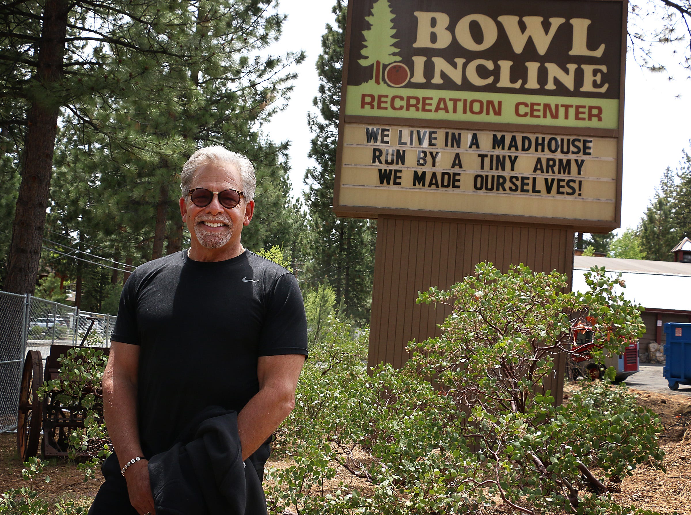 Tahoe bowling alley: Bowl Incline spreads laughter via marquee sign