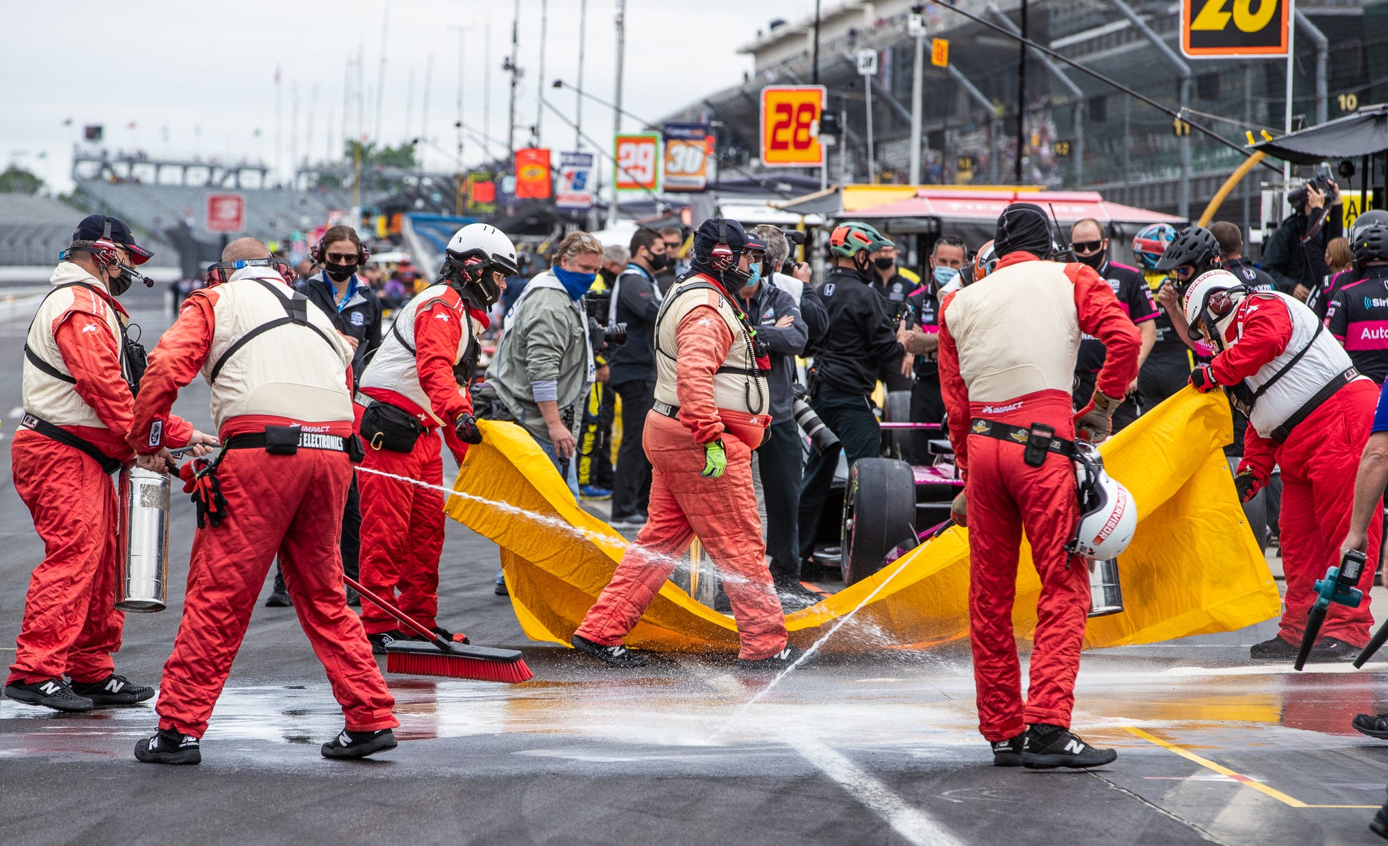 IndyCar drivers want normal weekends, Grosjean explains fire extinguisher
