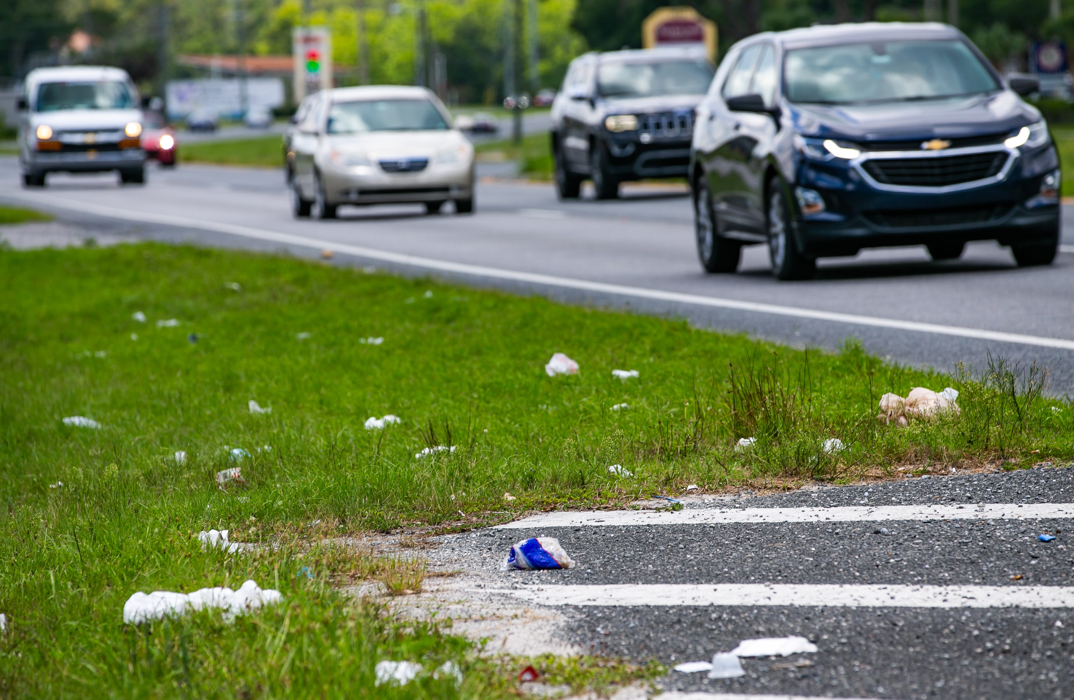 Commissioners discuss combatting Marion's roadside litter problem