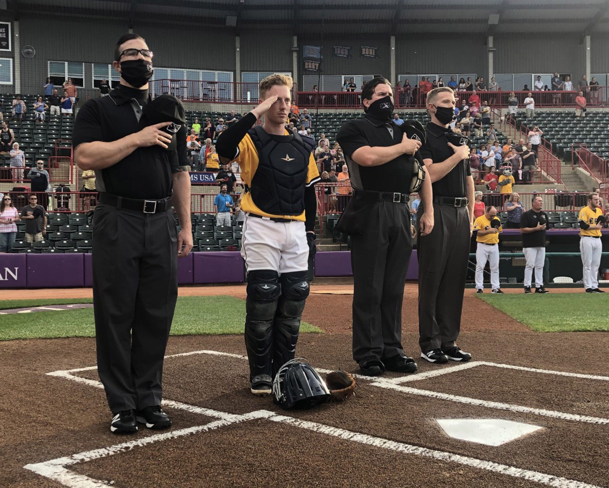 Rosoff takes leadership role for SeaWolves in clubhouse, with pitchers