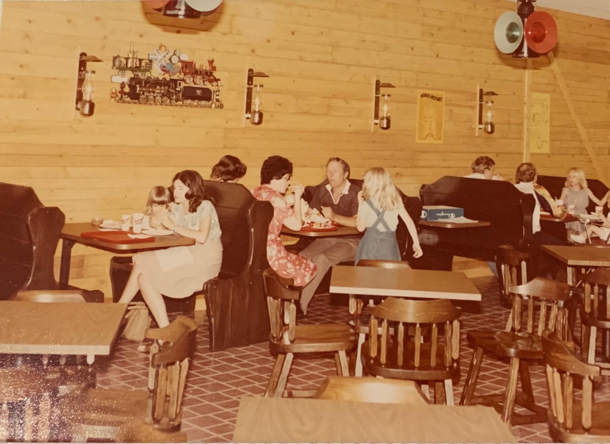 Lieber's Boxcar Express celebrates 40 years in Galesburg