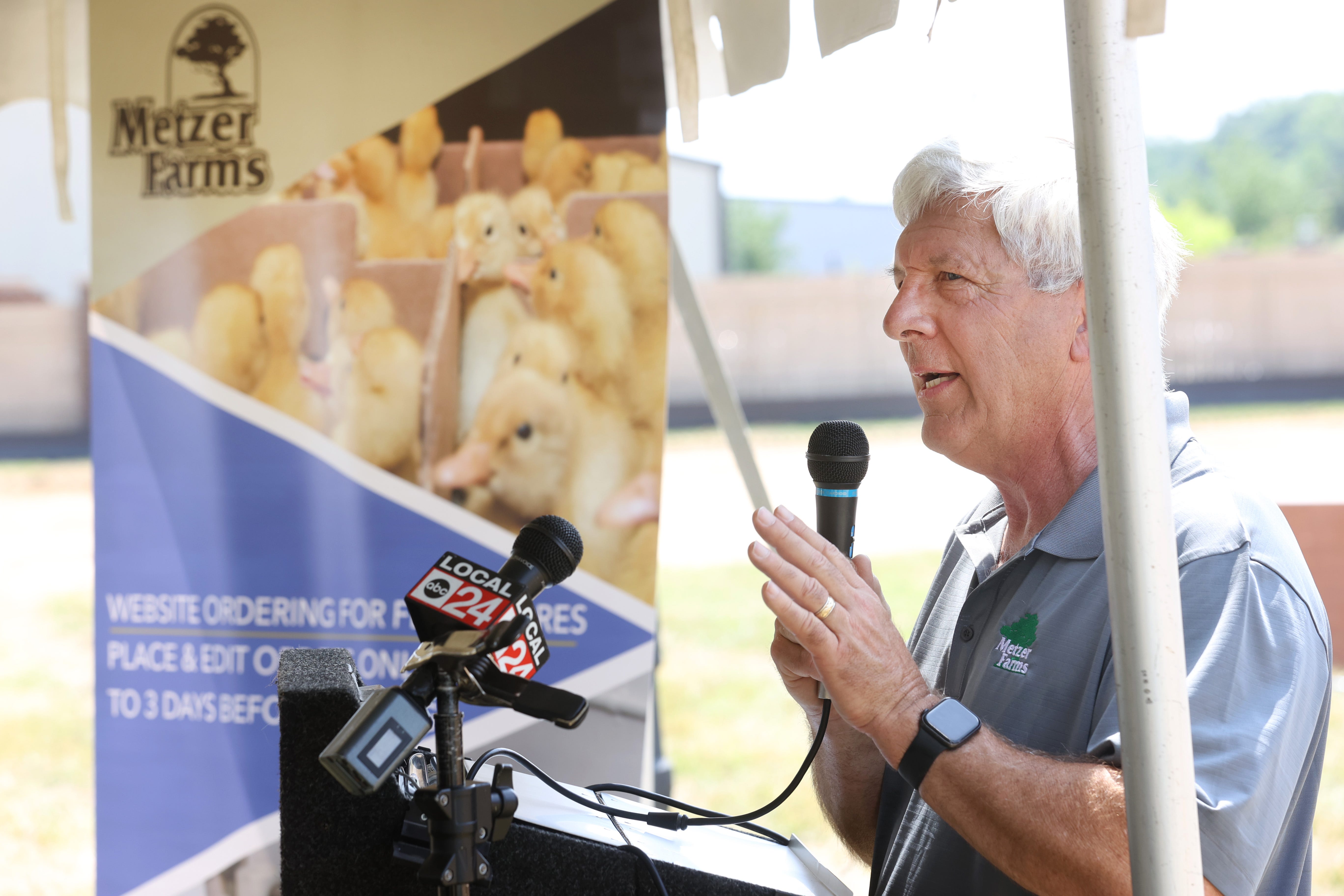 Millions of ducklings in Cordova? Here's a look at what Metzer Farms ...