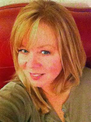 Ames' West Towne Pub among Iowa's Best Burger Top 10 finalists