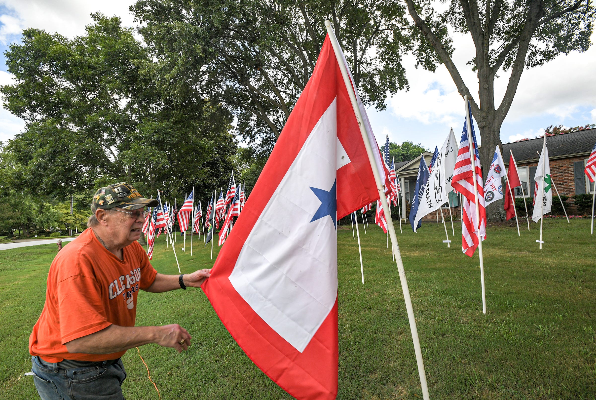 Fourth of July tradition: Anderson veteran displays 115 flags in his yard