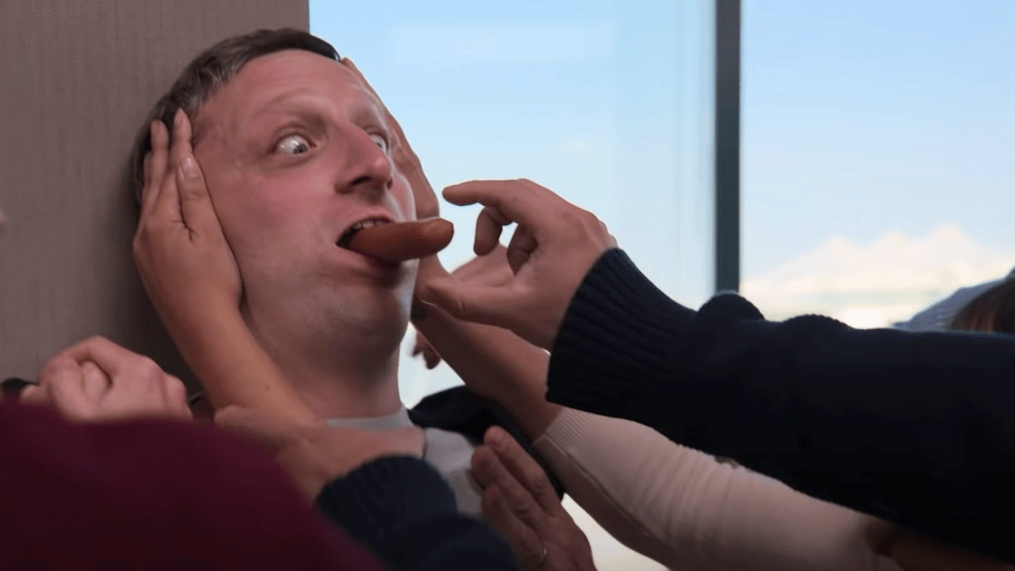 Review: Tim Robinson's 'I Think You Should Leave' returns even weirder