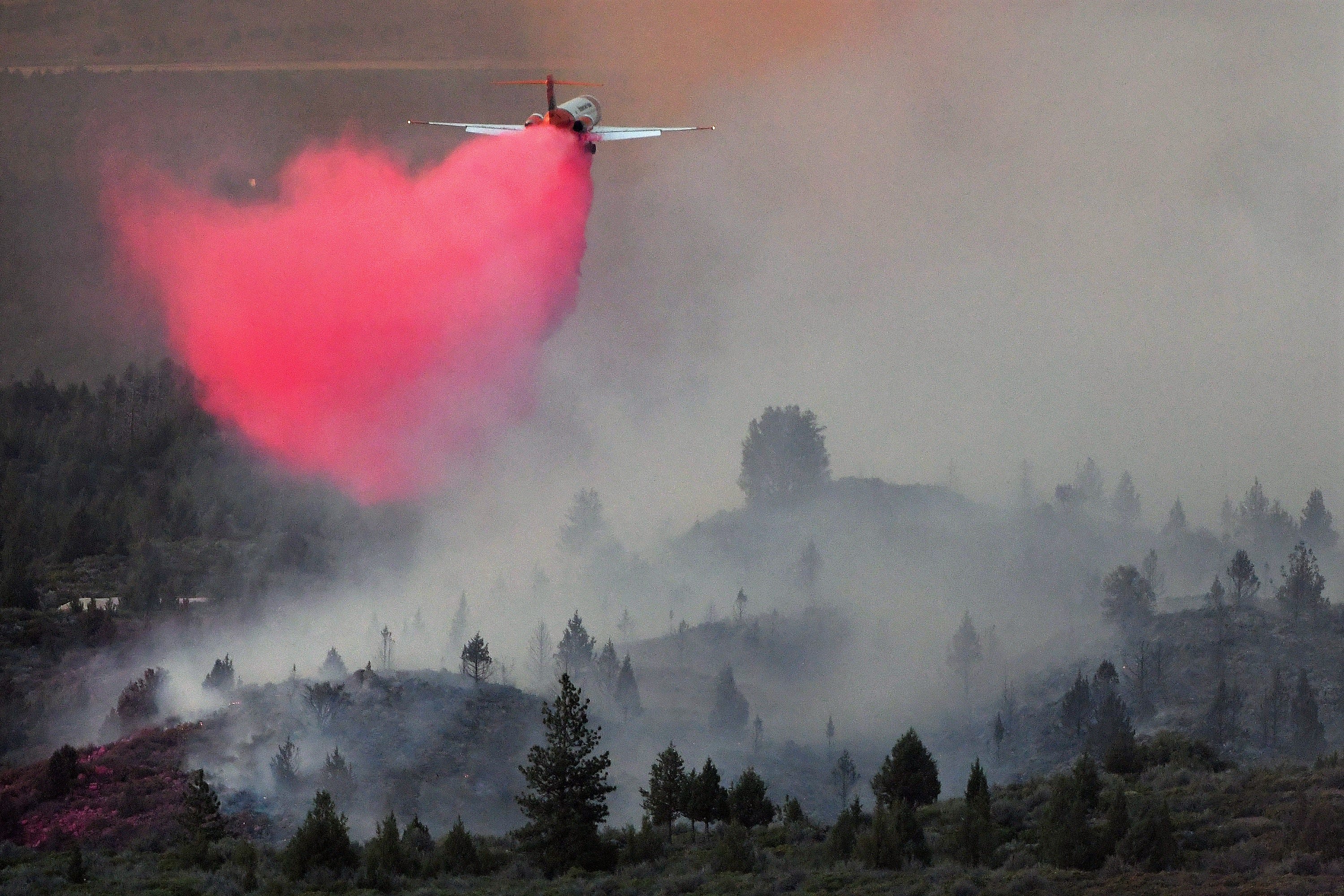Lava Fire north of Mount Shasta: Burning 23,849 acres, 27% contained