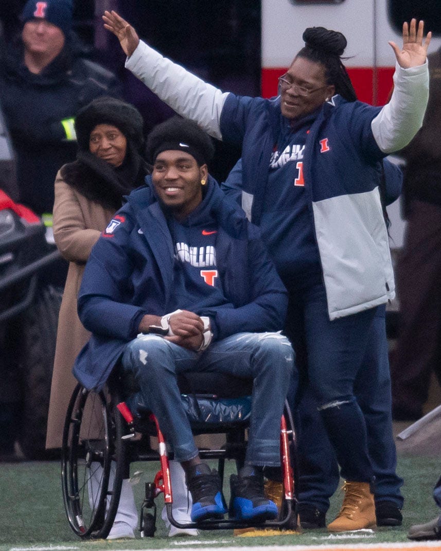Bobby Roundtree Illinois: Former Illini football player dies at age 23