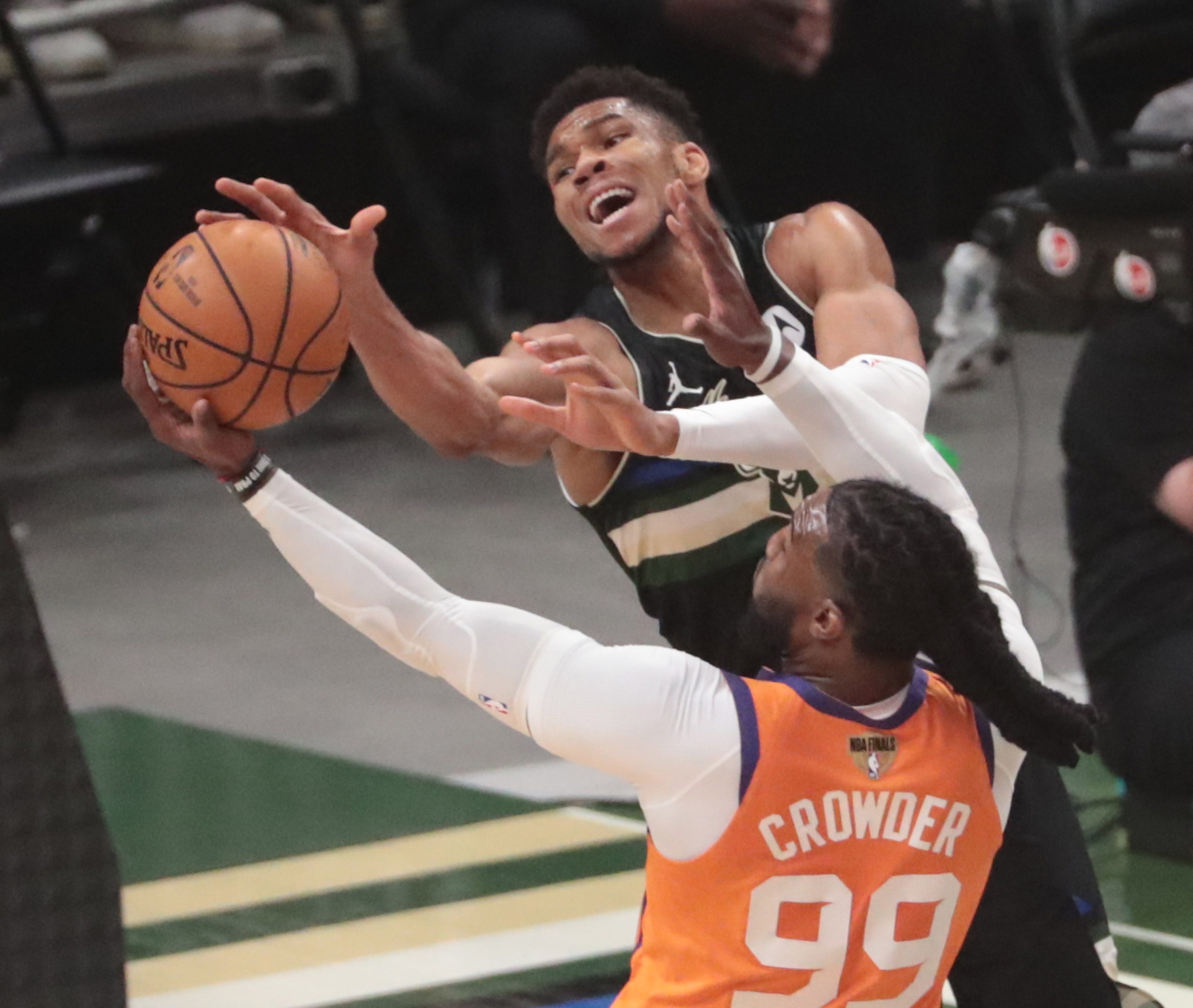 Rewind: Milwaukee Bucks take Game 6 over Phoenix Suns to win Finals