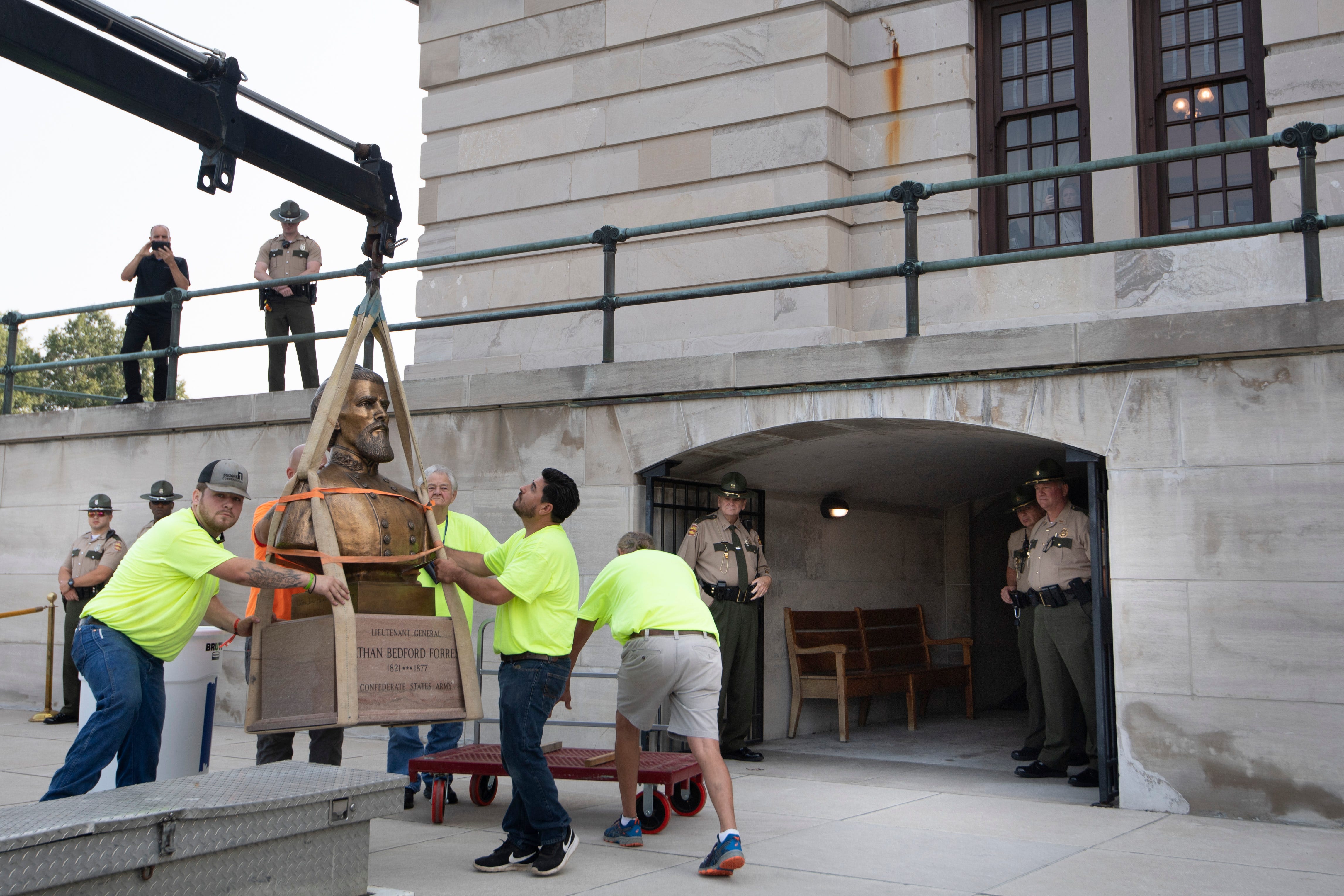 Nathan Bedford Forrest statue moved to Nashville, Tennessee, museum