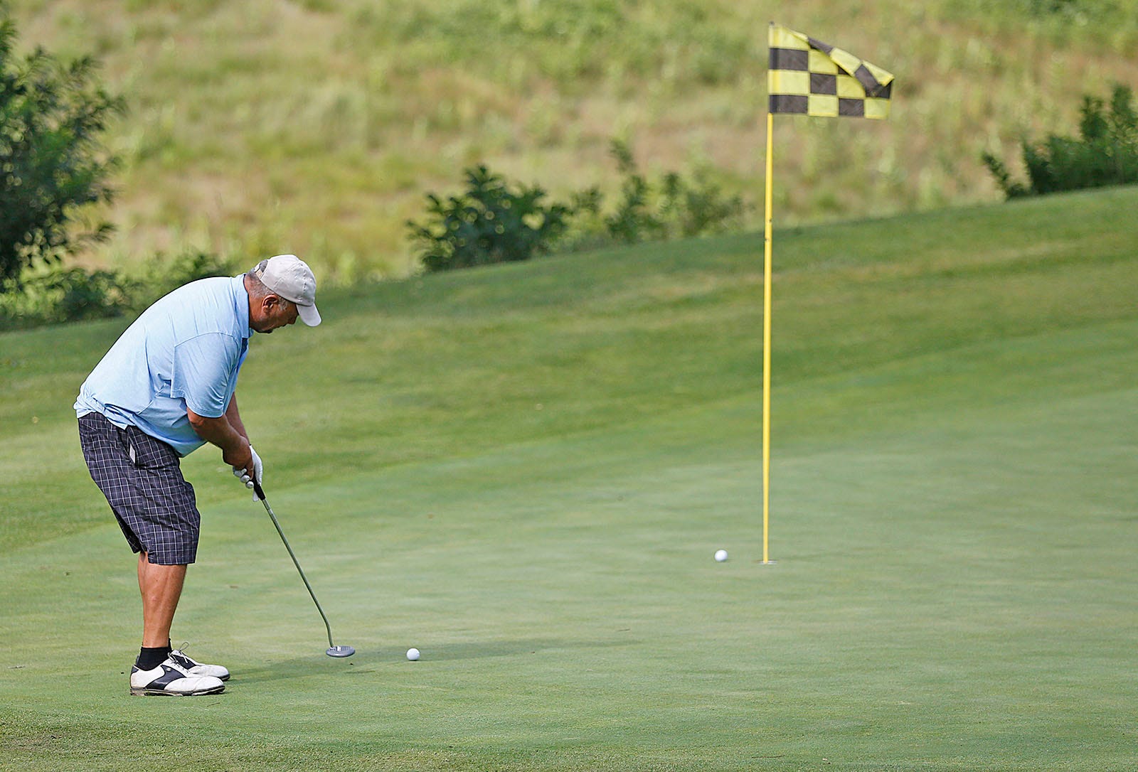 Quincy golf pro Dana Smith keeps Presidents Golf Course on par