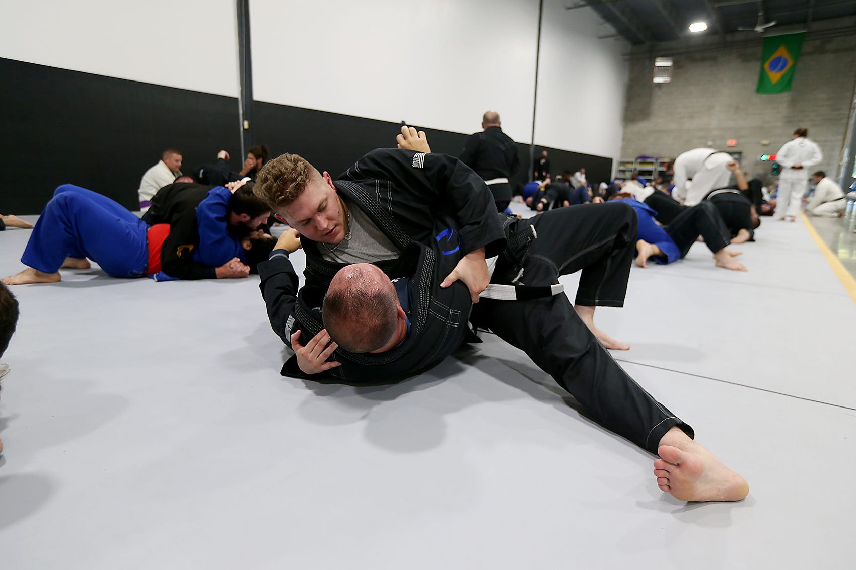 Weymouth police train Brazilian jiu-jitsu to reduce injuries to ...