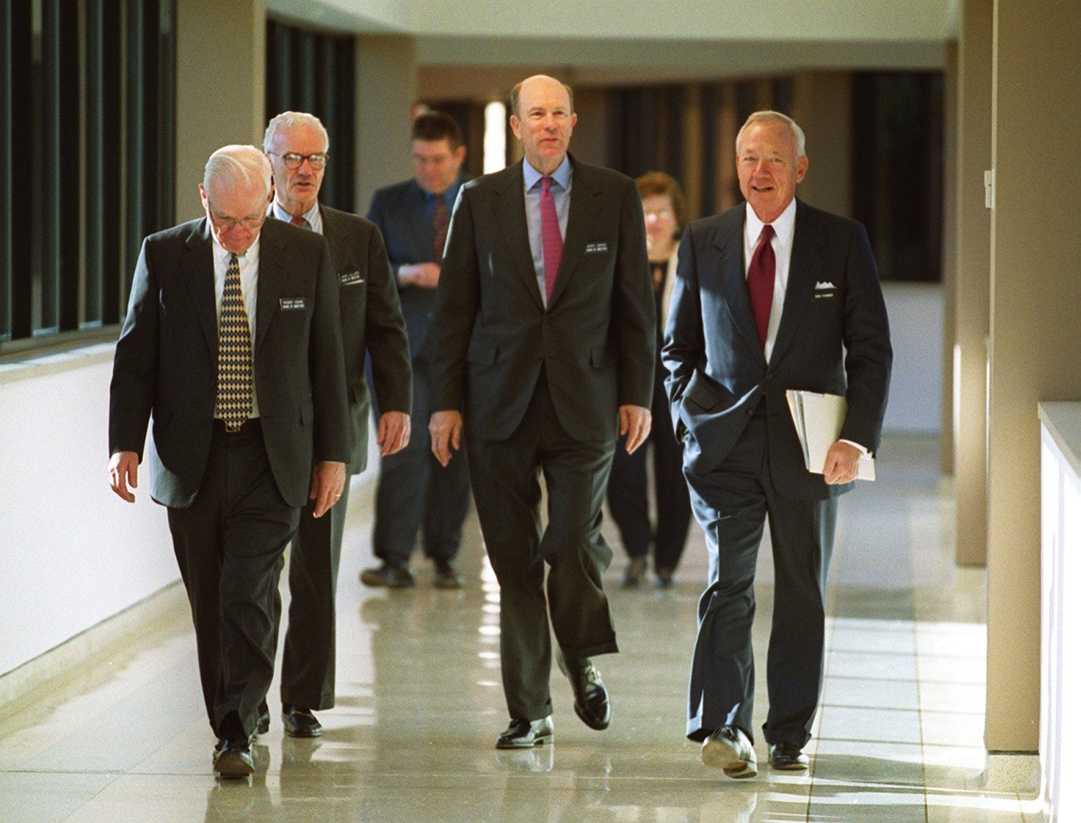 Richard T. Farmer, philanthropist and Cintas founder, dead at age 86