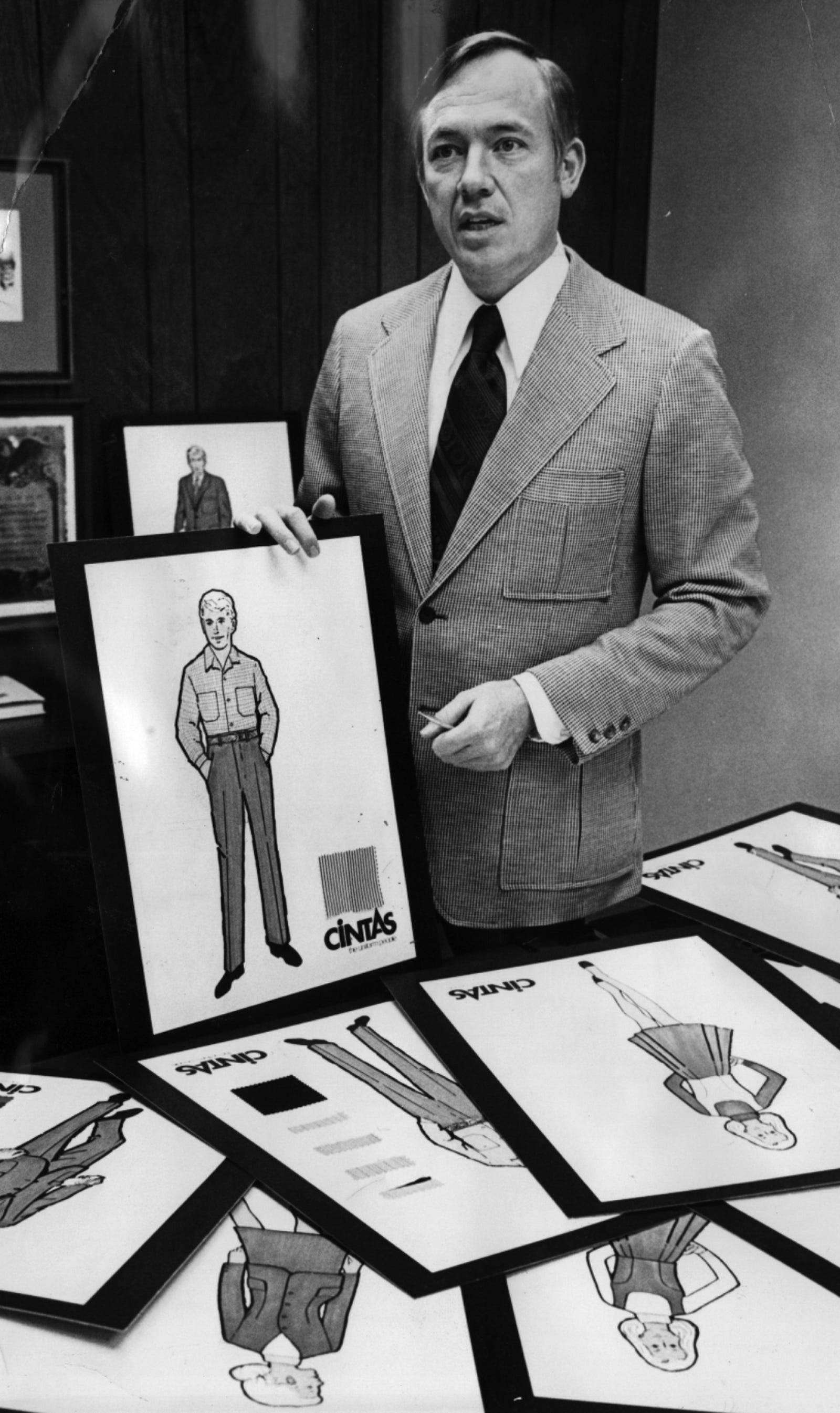 Richard T. Farmer, philanthropist and Cintas founder, dead at age 86