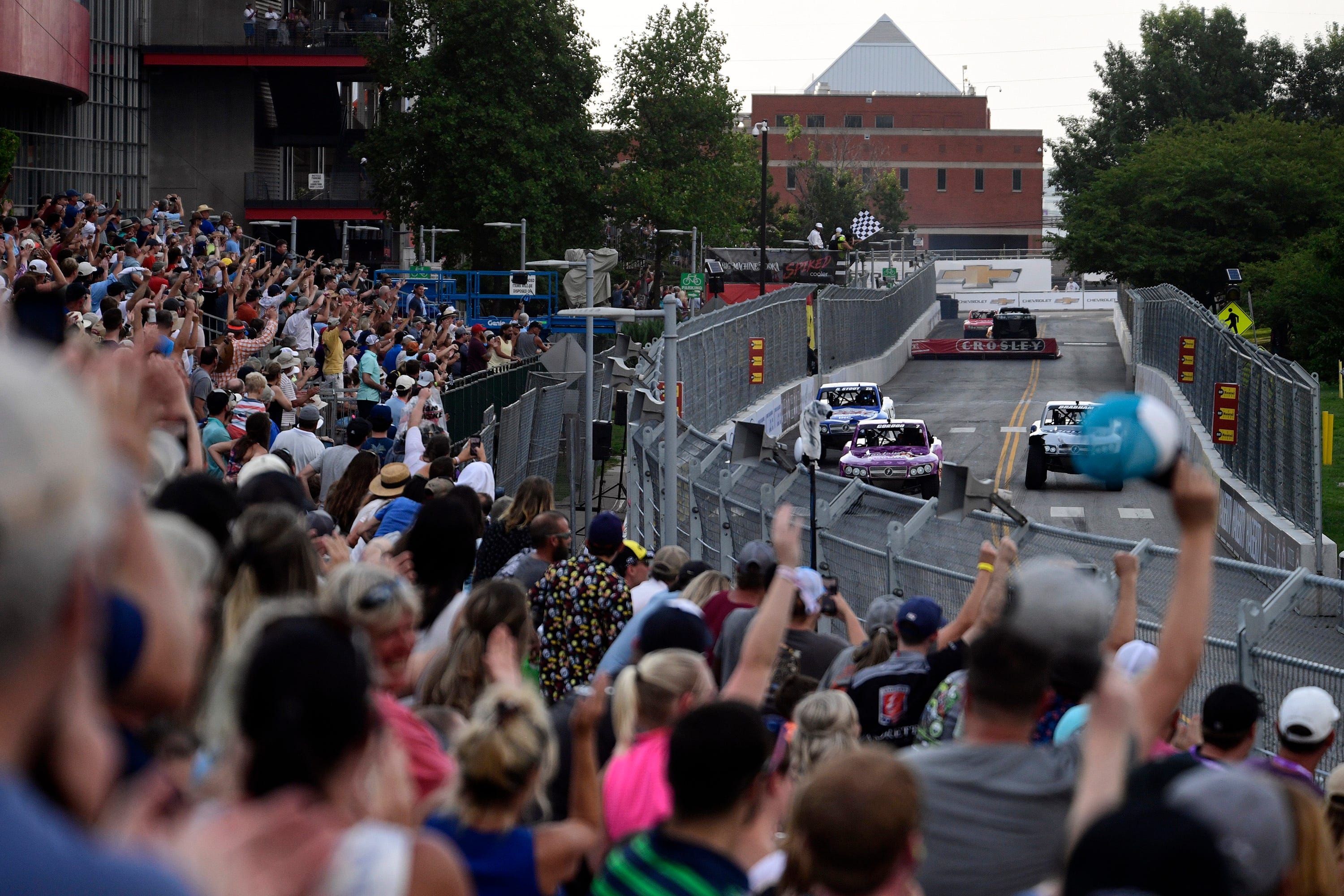IndyCar officials say 100,000 attending Music City Grand Prix